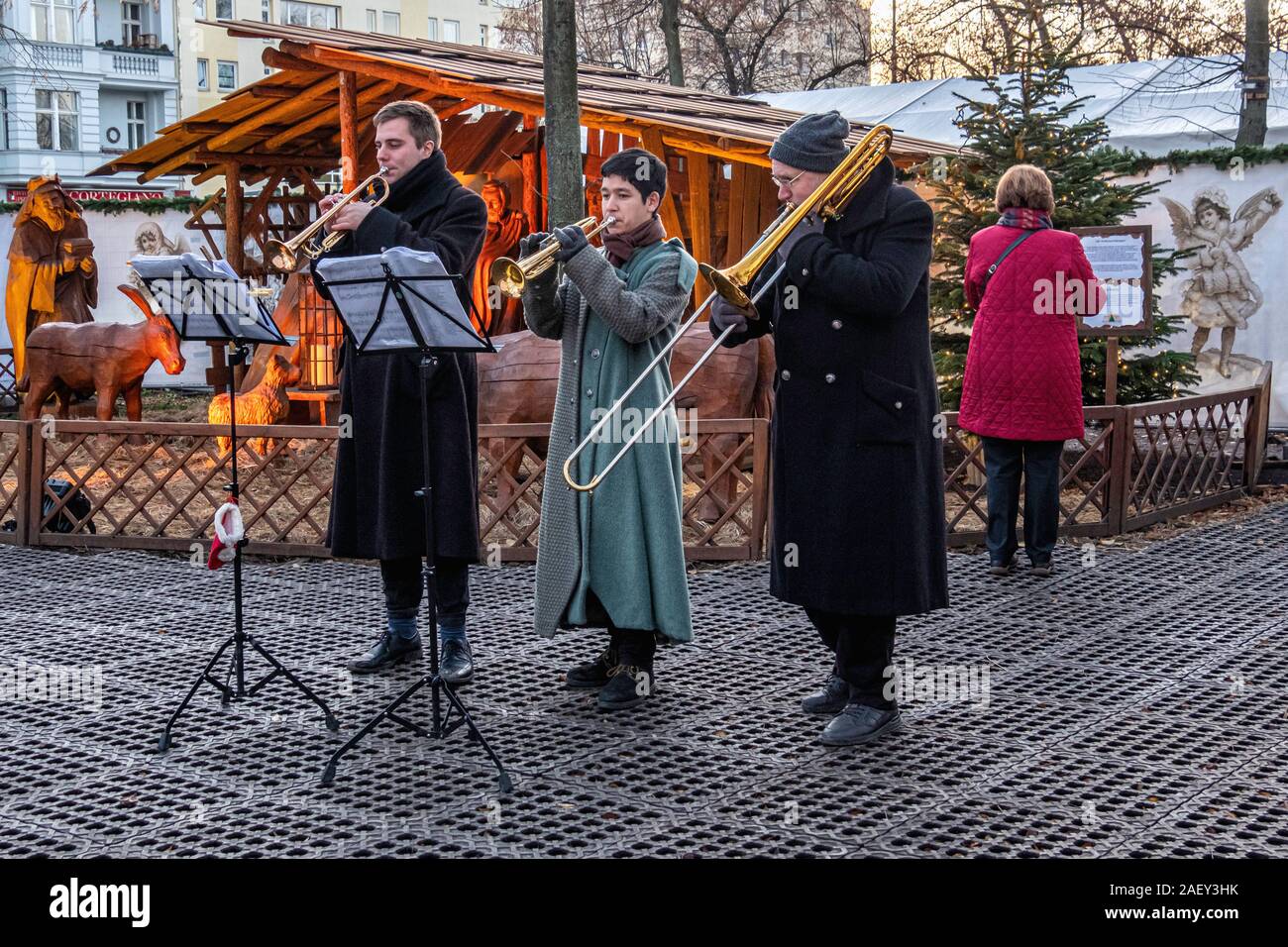Musicians playing Xmas Music & nativity scene at Traditional German ...