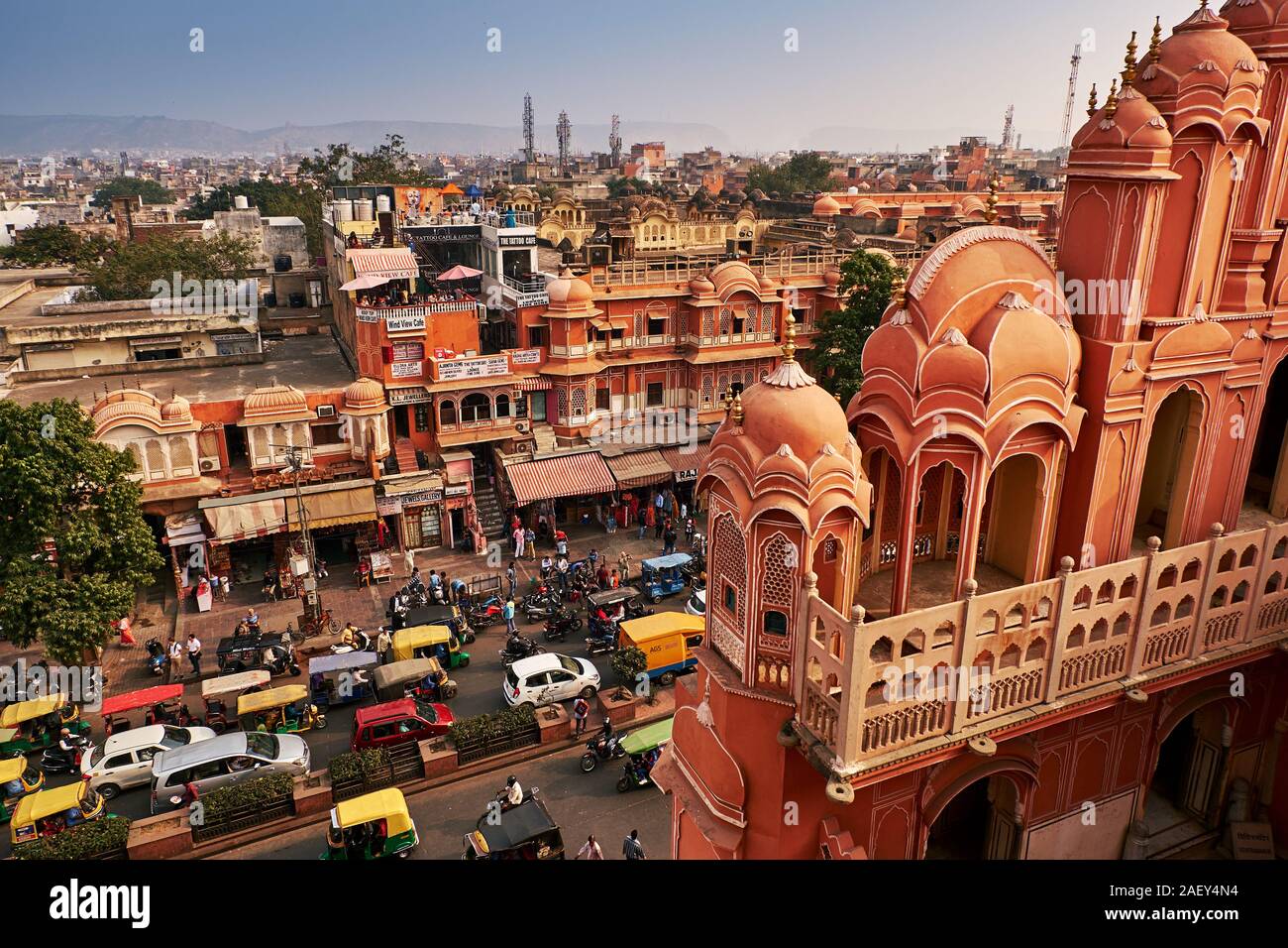 Hawa Mahal or Palace of Winds - medieval palace with 953 windows in ...