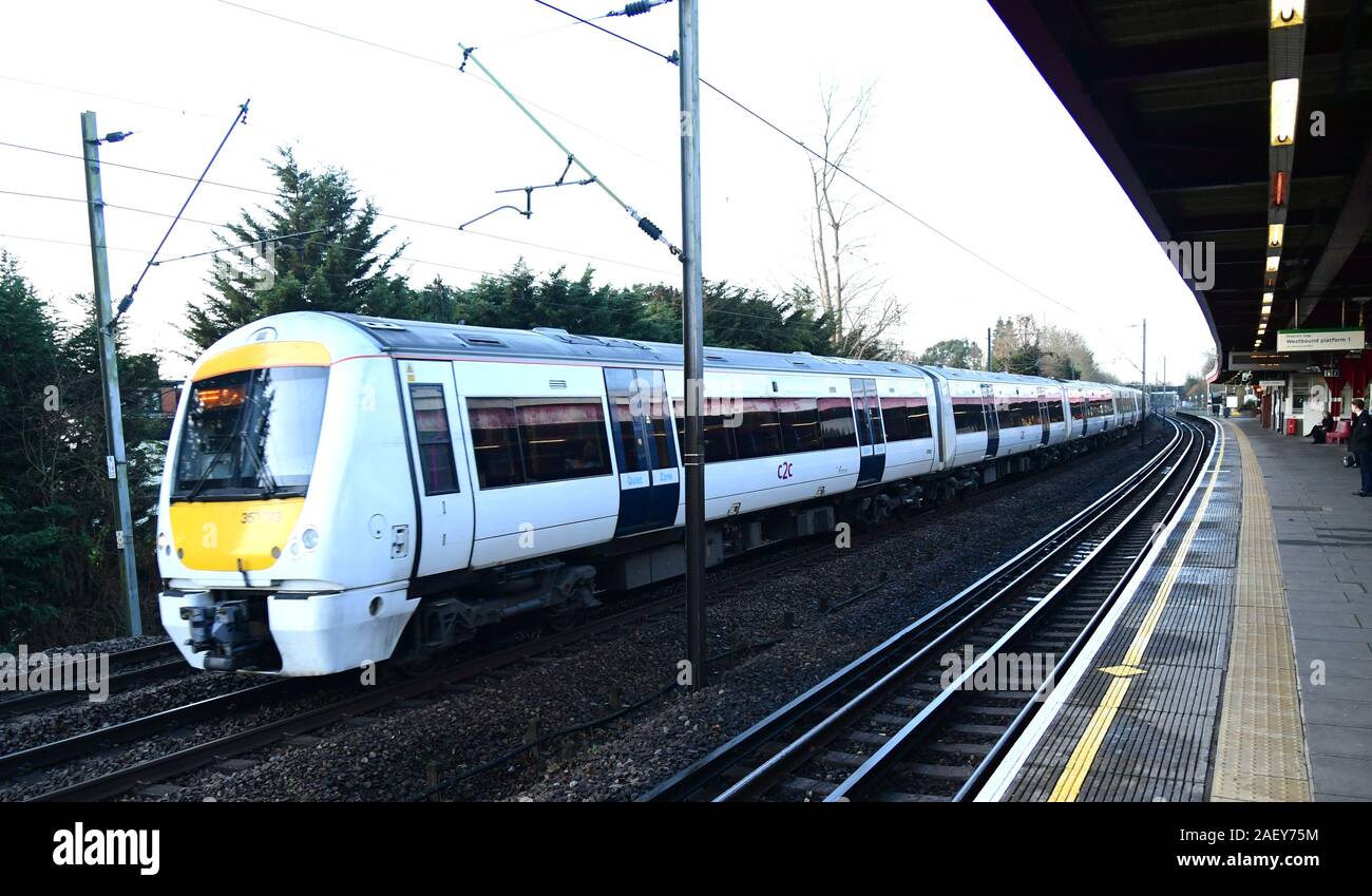 C2c train station hi-res stock photography and images - Alamy