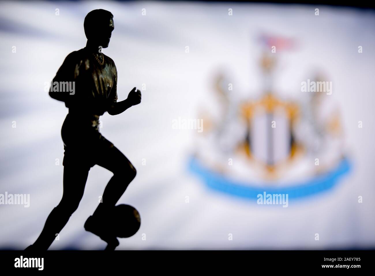 Newcastle united football club logo hi-res stock photography and images ...