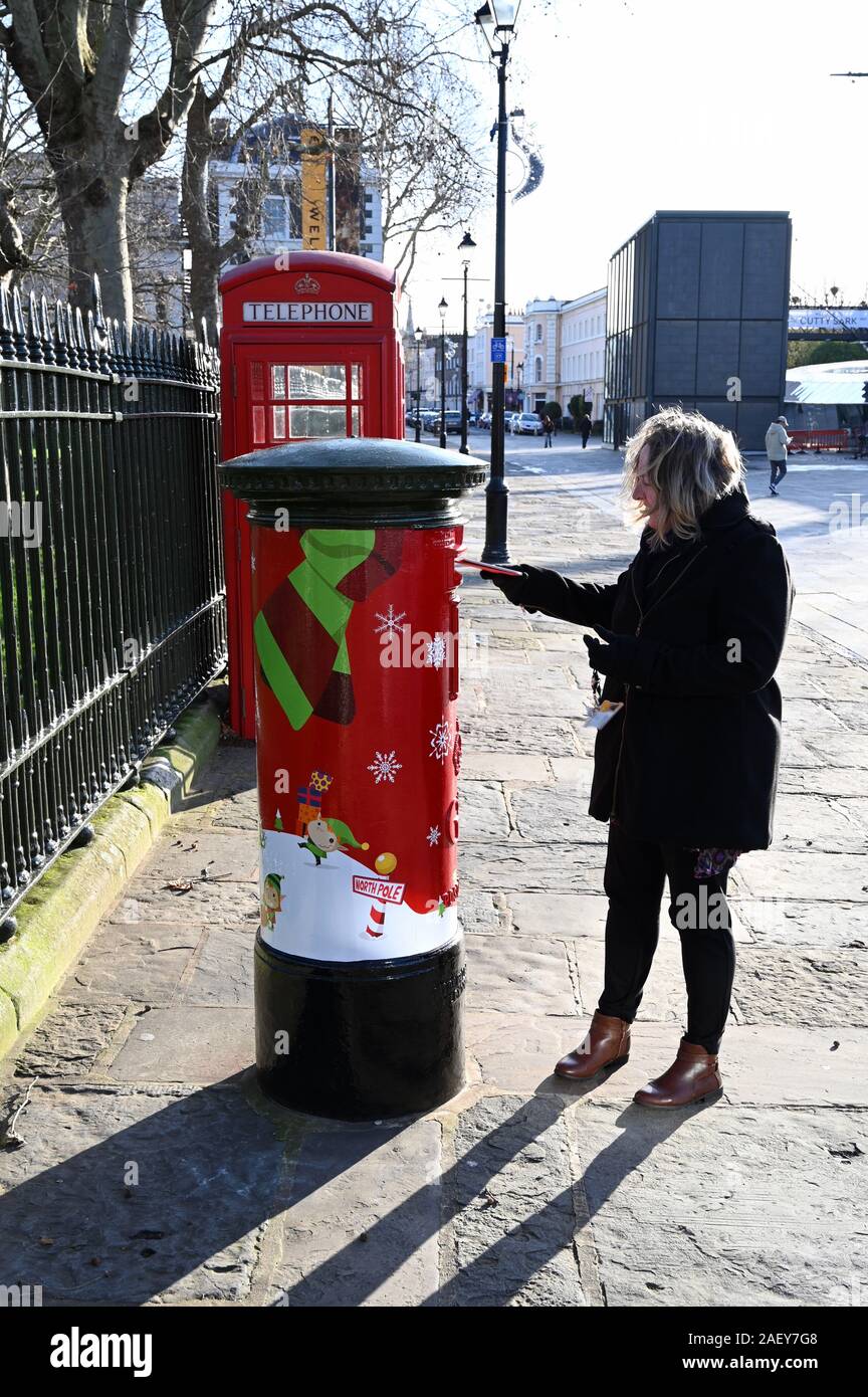 Royal mail london talking box hi-res stock photography and images - Alamy