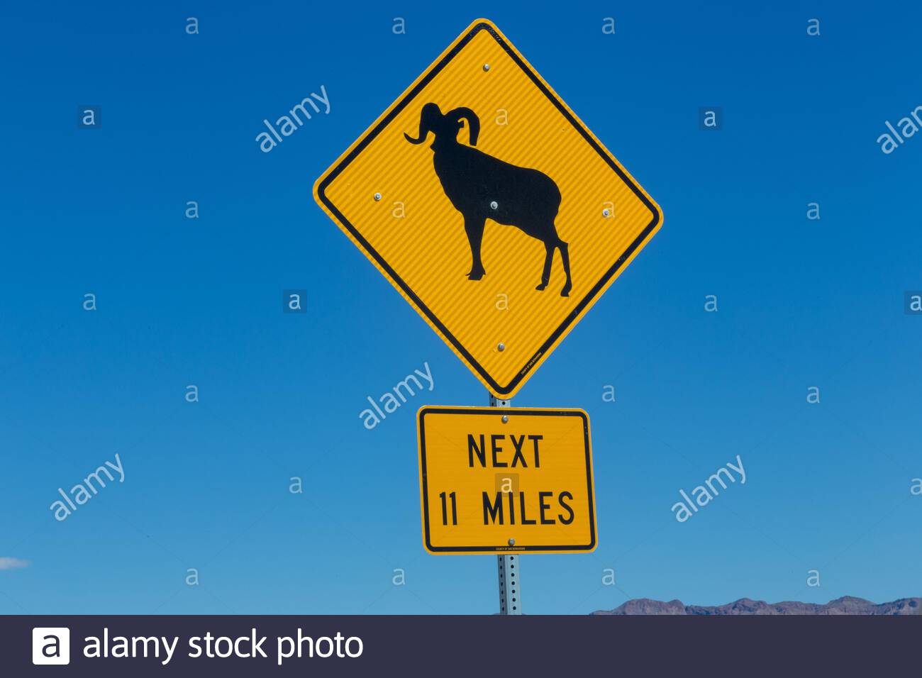 Big Warning Sign High Resolution Stock Photography and Images - Alamy