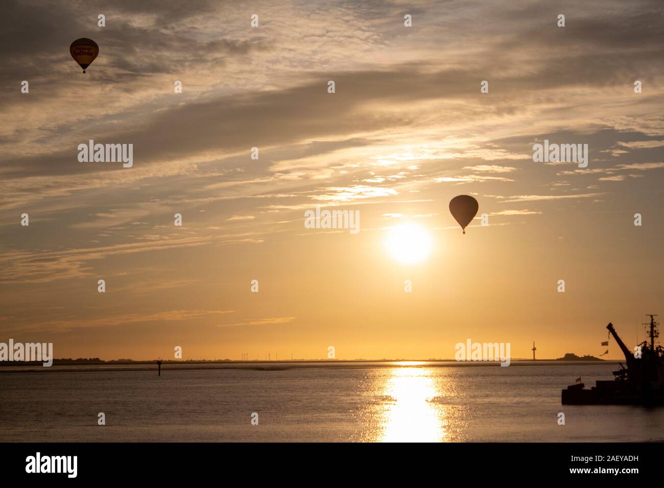 Balloon sky sunset hi-res stock photography and images - Alamy