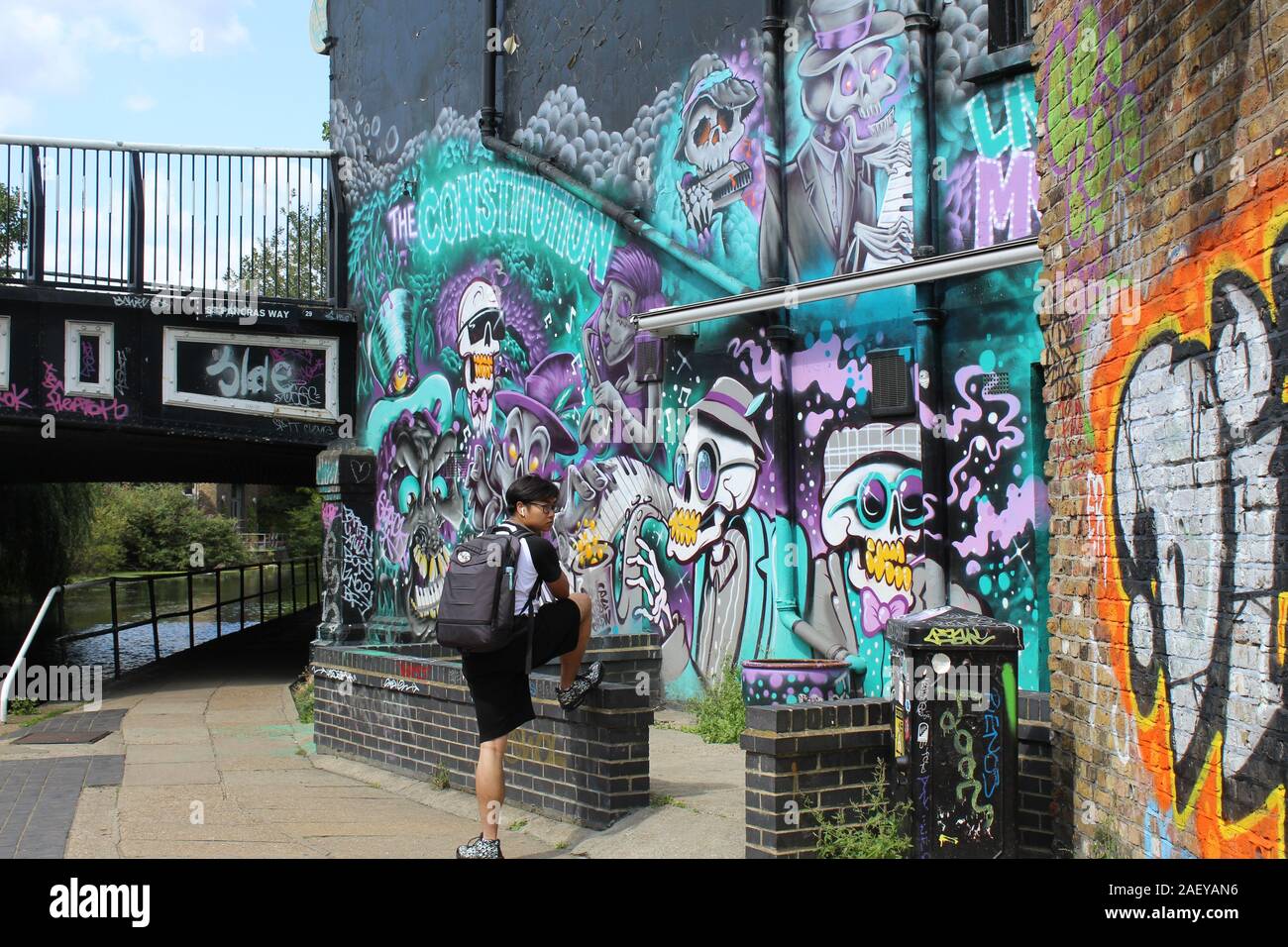 Graffiti uk london big ben hi-res stock photography and images - Alamy