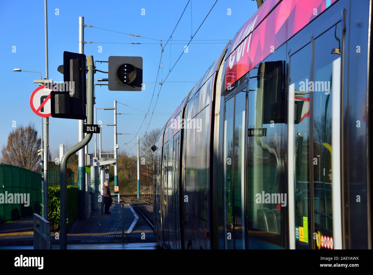 Nottingham tram passing a signal before arriving at David lane tram ...
