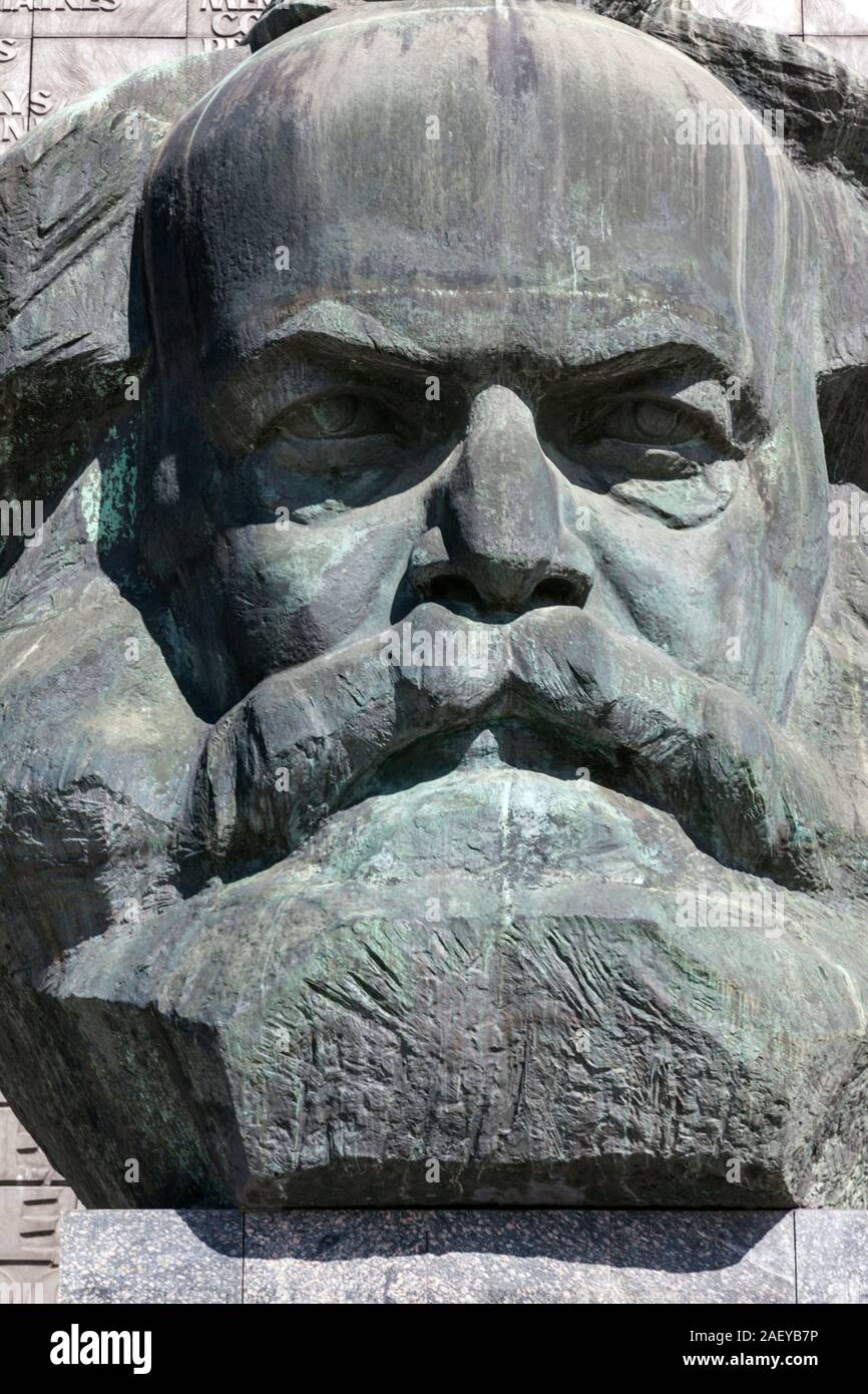 Karl Marx Monument Chemnitz, one of the largest portrait busts in the ...