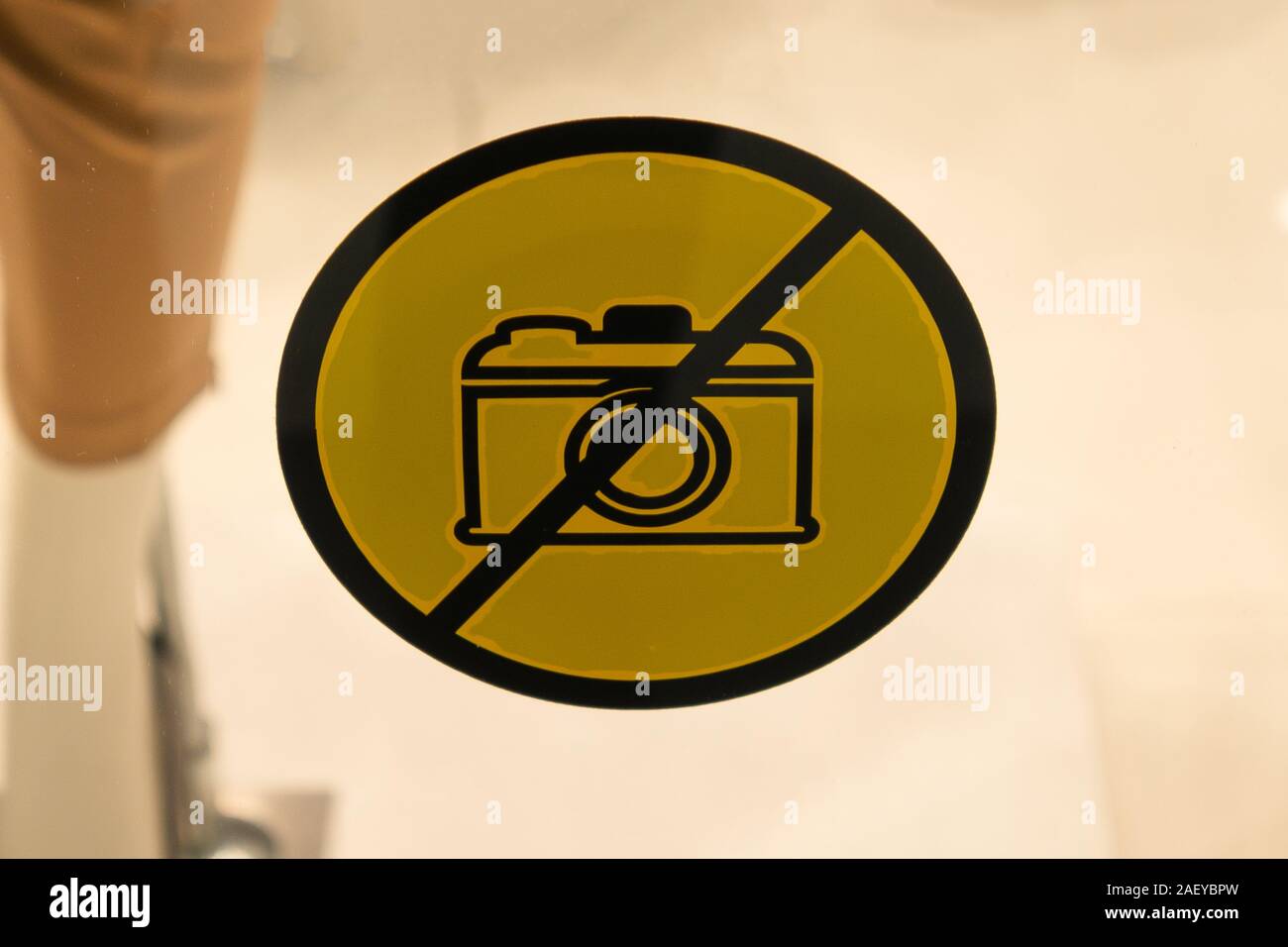 Photography prohibited hi-res stock photography and images - Alamy