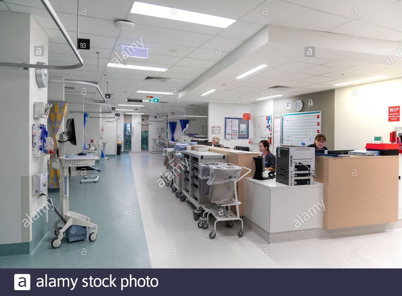 Medical Center Exam Room Stock Photos & Medical Center Exam Room Stock ...