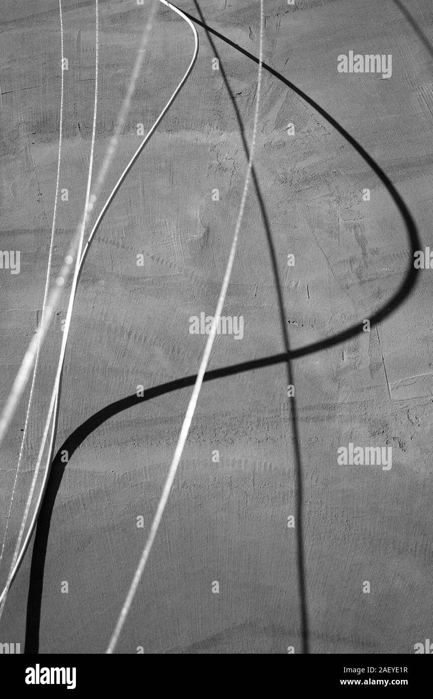 Wires background hi-res stock photography and images - Alamy