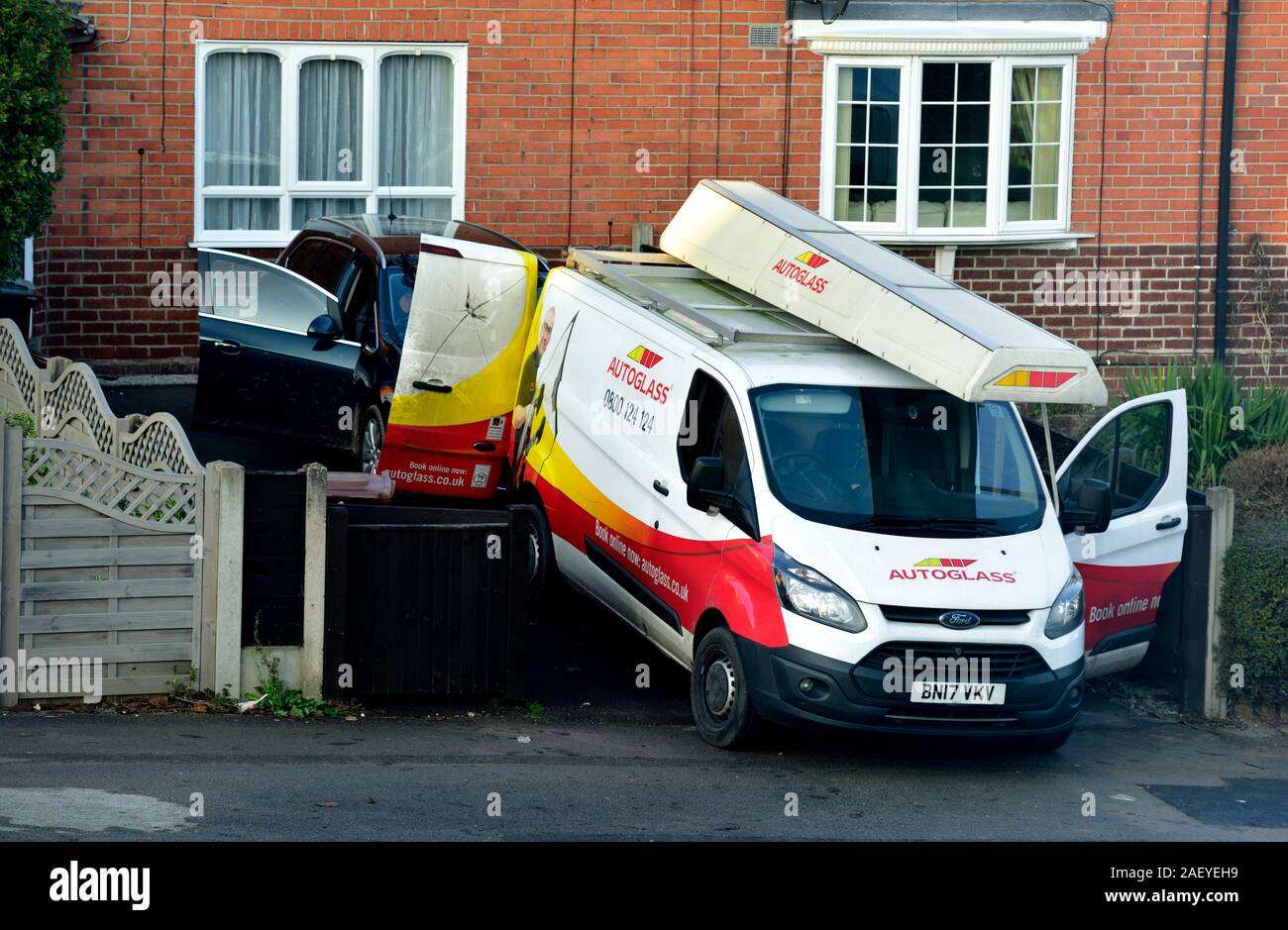 Technician van hi-res stock photography and images - Alamy