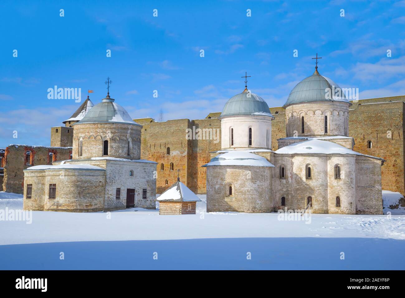 Two old orthodox churches hi-res stock photography and images - Alamy