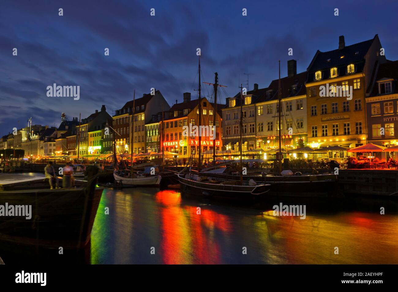 Nightlife at the Waterfront in Copenhagen, Denmark Stock Photo - Alamy