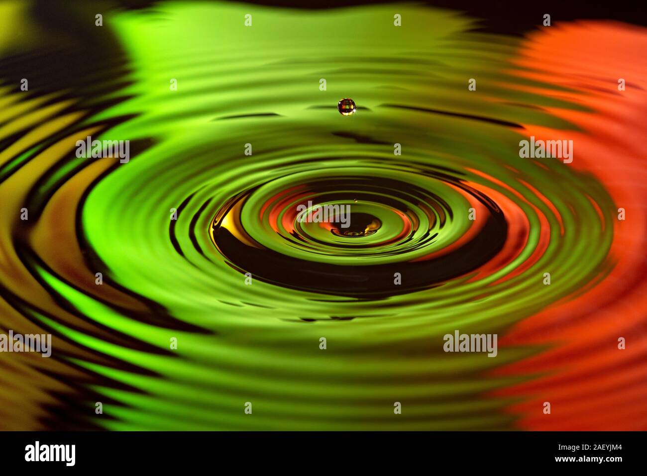 Experimental coloured water splash photography Stock Photo - Alamy