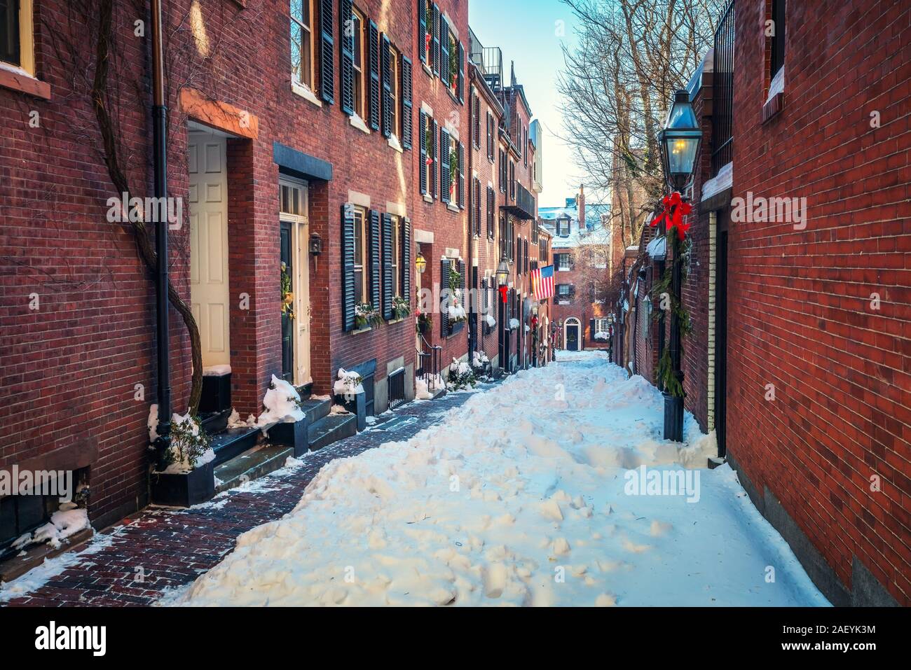 Street winter brick hi-res stock photography and images - Alamy