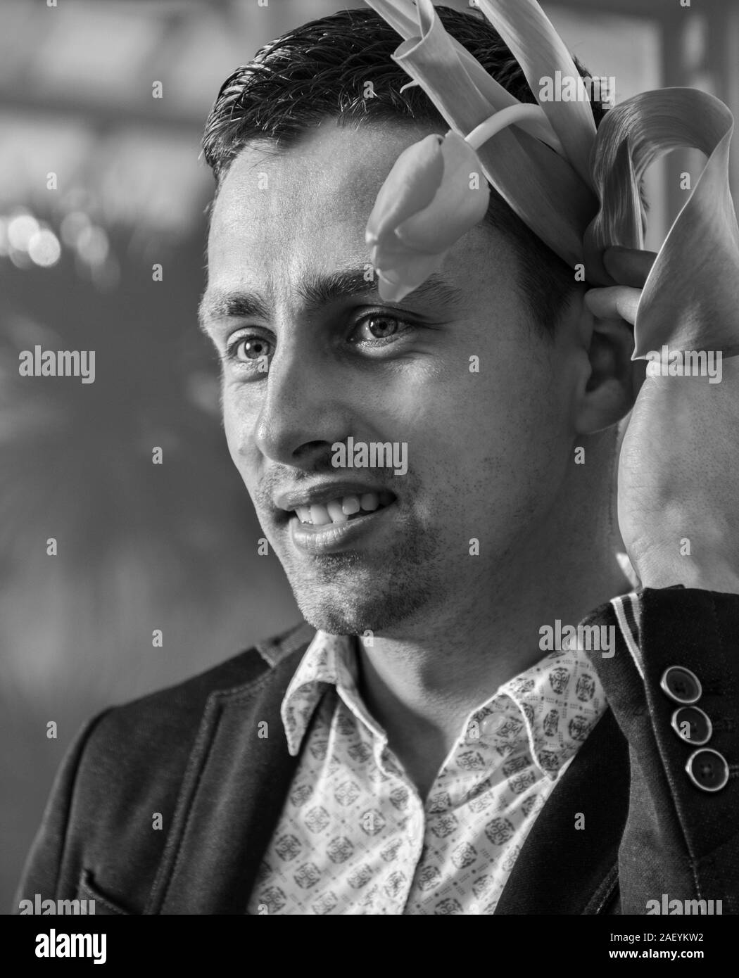 Smiling person in shop Black and White Stock Photos & Images - Alamy