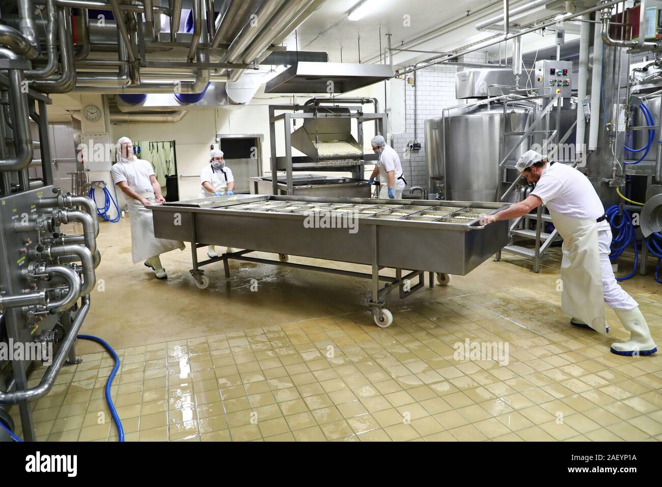 BOXHOLM 20191205Photo reportage that the last cheese in Boxholm will ...