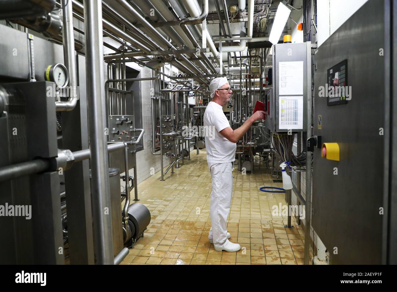 BOXHOLM 20191205Photo reportage that the last cheese in Boxholm will ...