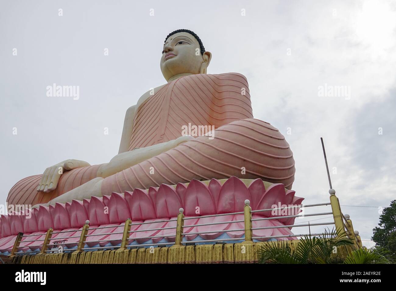 Beruwala kande temple hi-res stock photography and images - Alamy