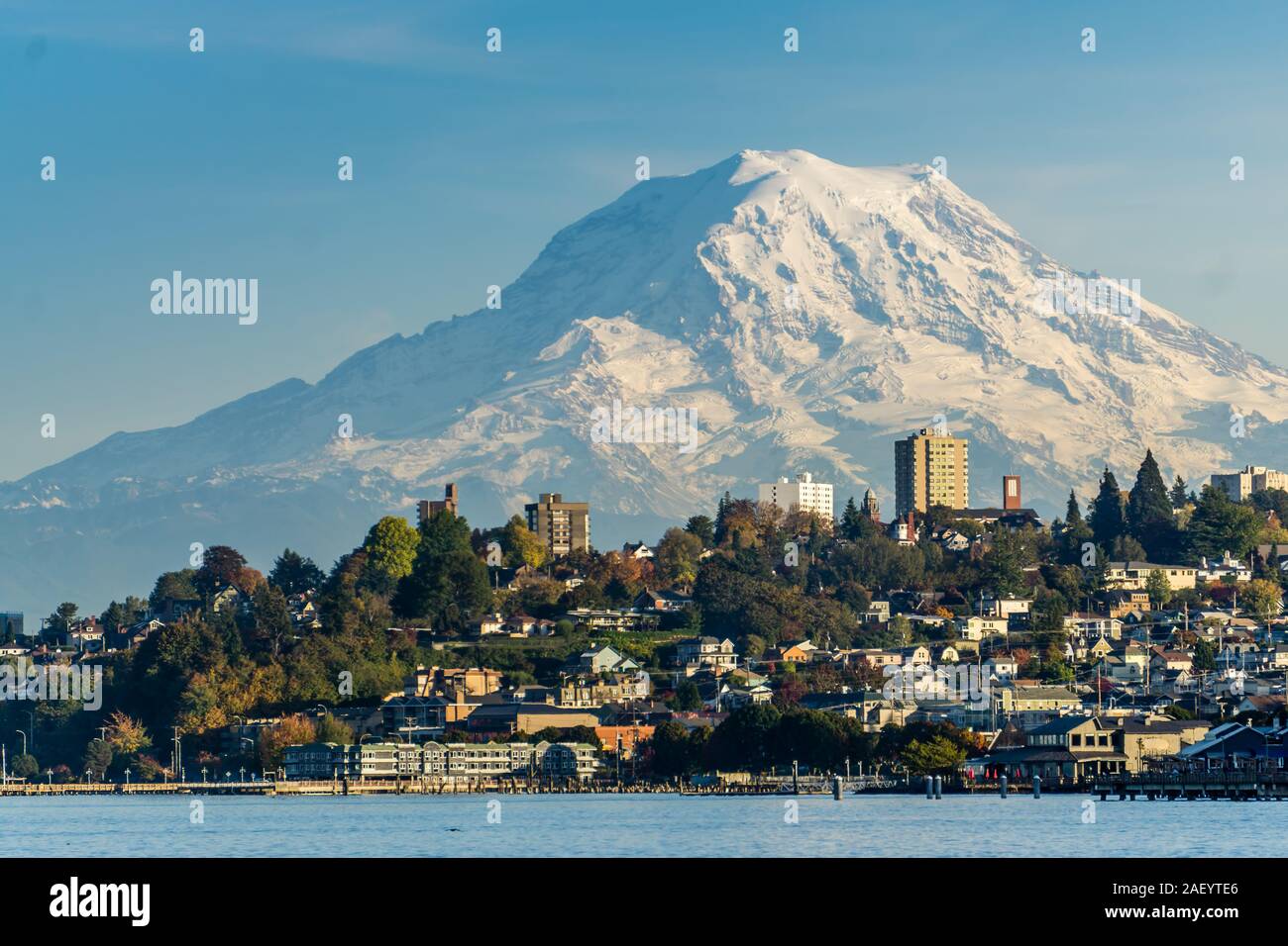A view of Mount Rainier and the shoreline in Ruston, Washington Stock ...