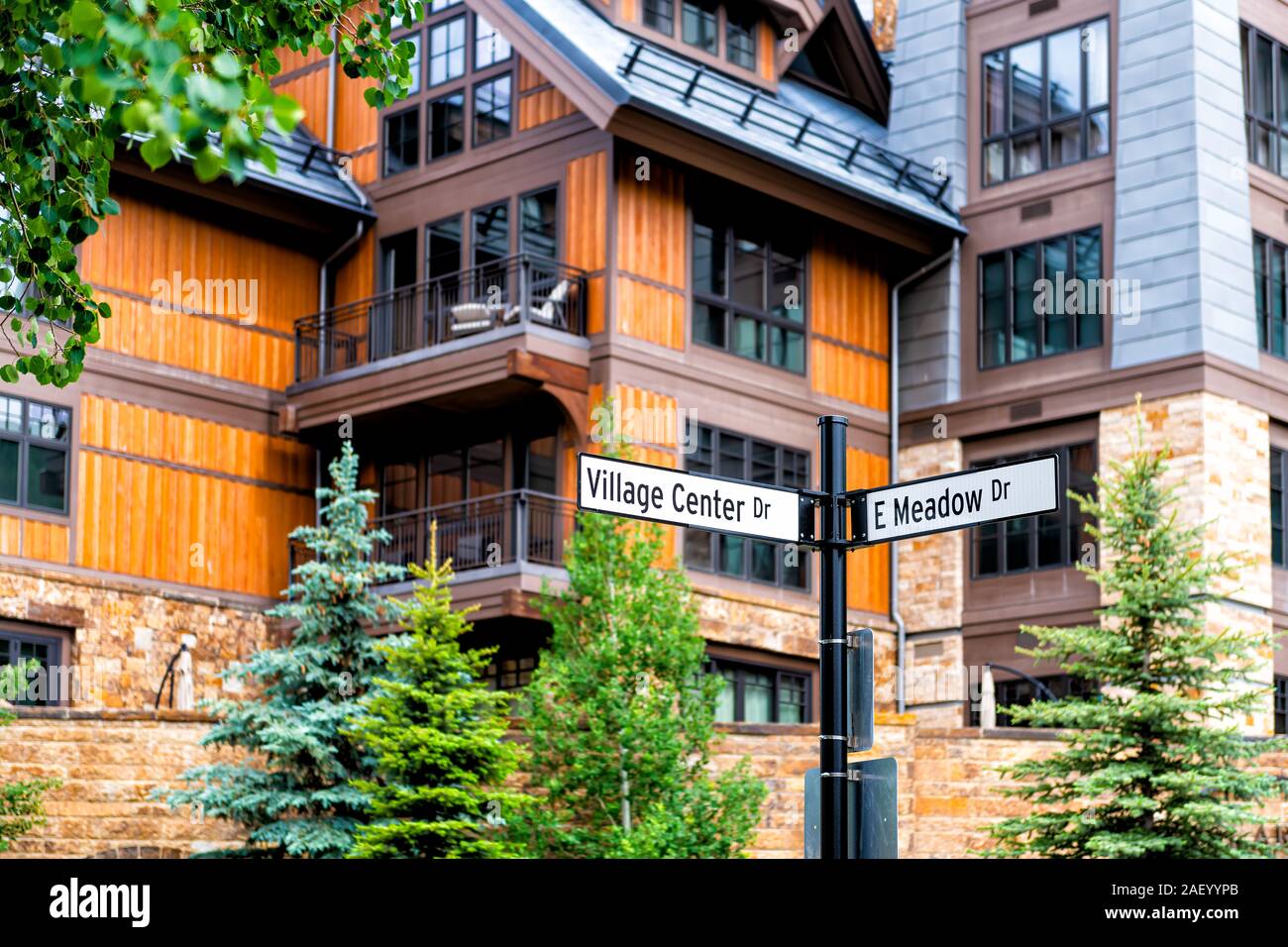 Downtown vail colorado hi-res stock photography and images - Alamy