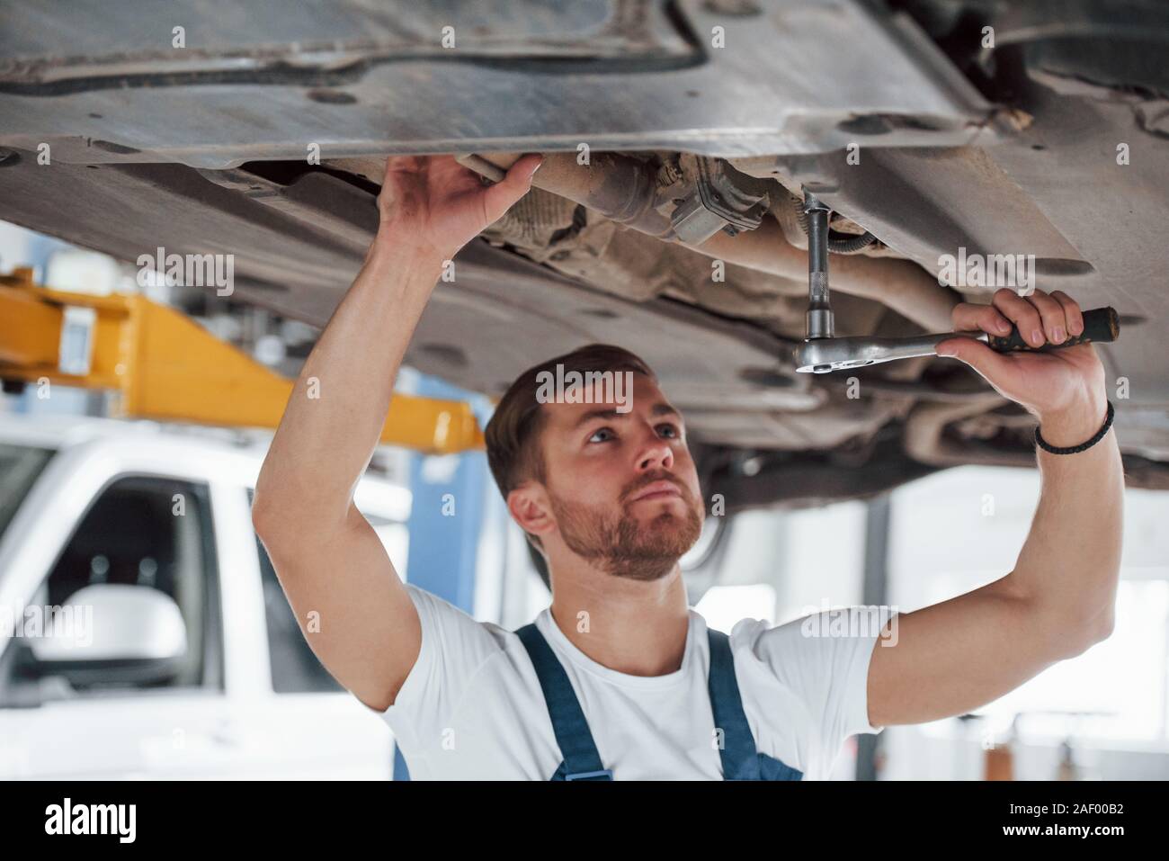Car employee hi-res stock photography and images - Alamy