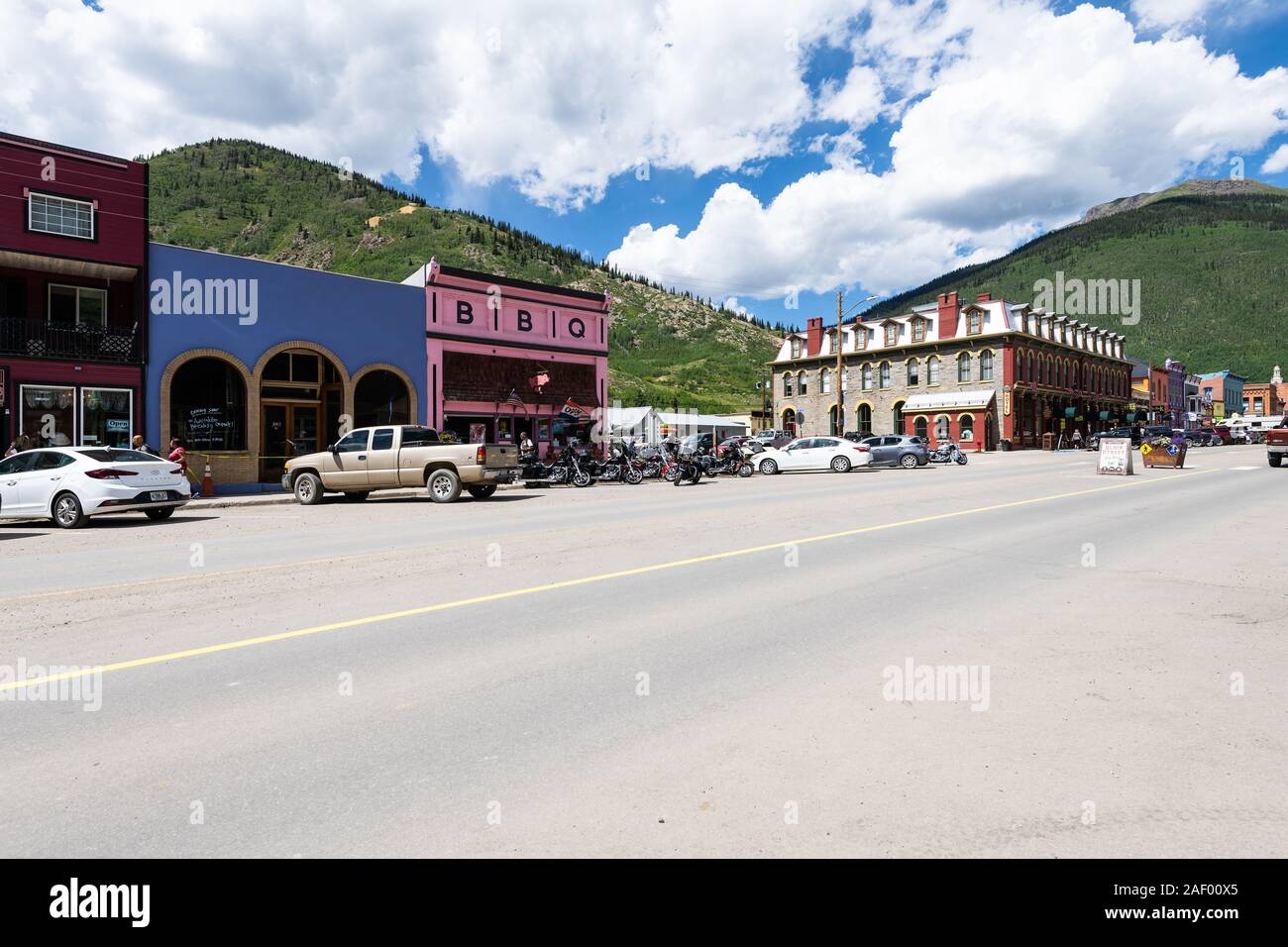 Small town usa main street colorful hi-res stock photography and images ...