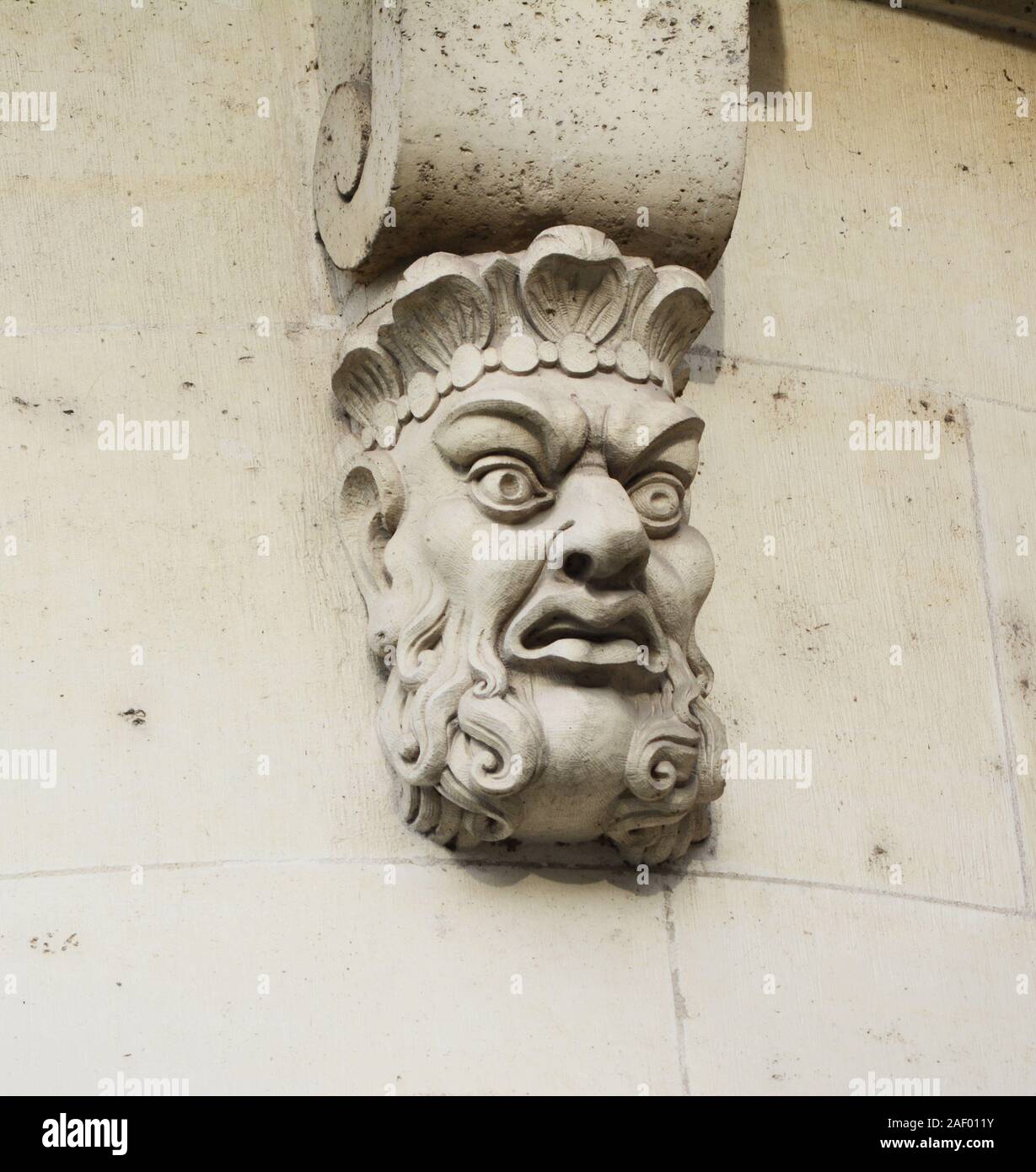 Sculpted stone mask, one of 381 mascarons on Pont Neuf - New Bridge ...