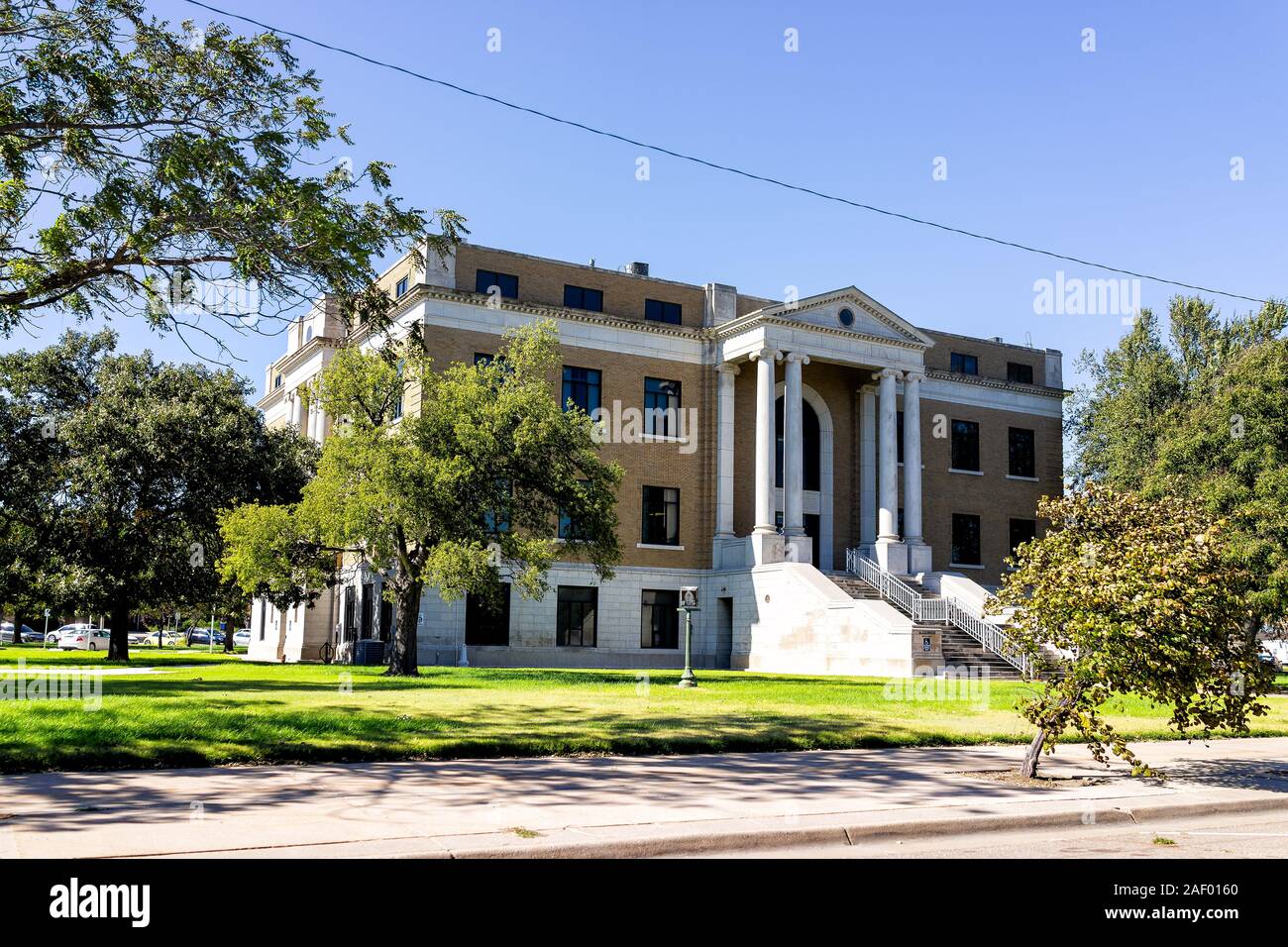 Federal court house exterior america hi-res stock photography and ...