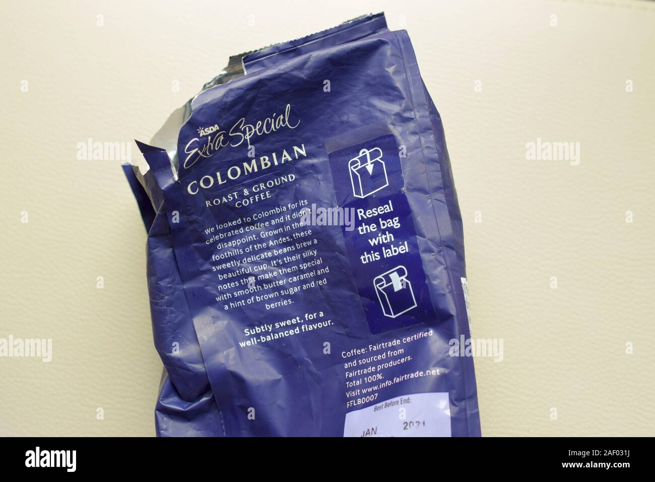 Colombian poster art hi-res stock photography and images - Alamy