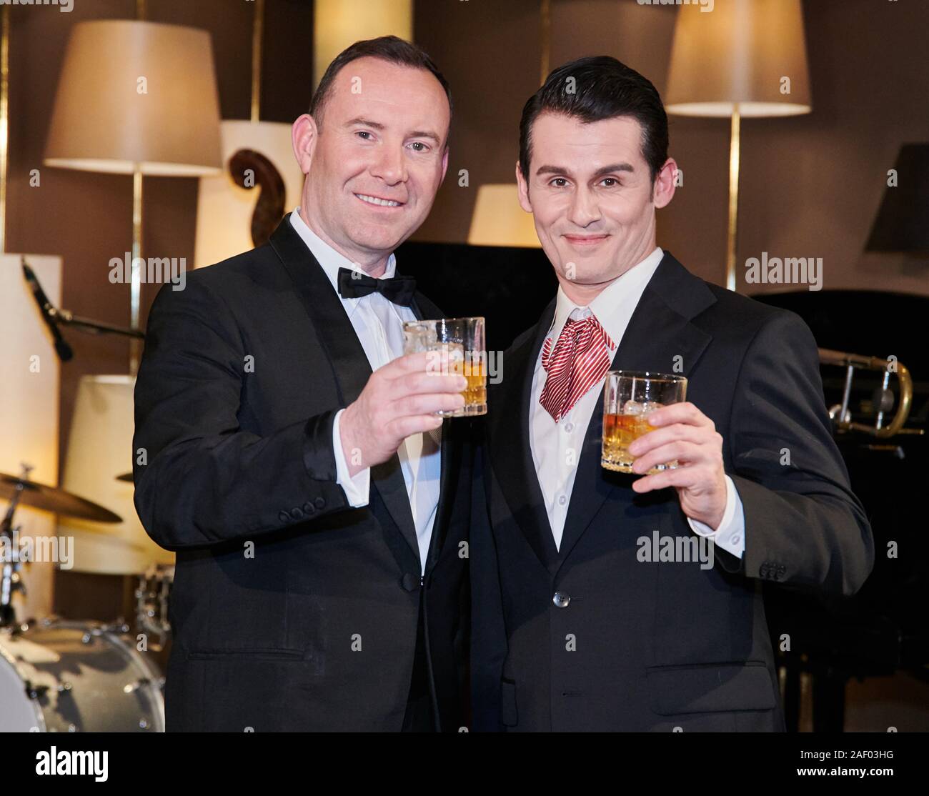 Frank sinatra in hi-res stock photography and images - Alamy