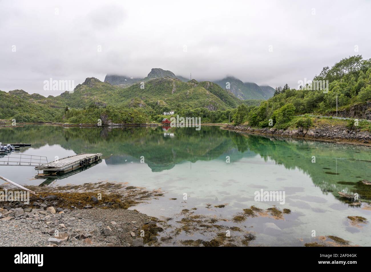 Floating quay hi-res stock photography and images - Alamy
