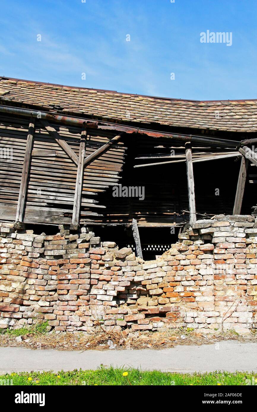 Collapsed roof at house after strong earthquake disaster Stock Photo ...