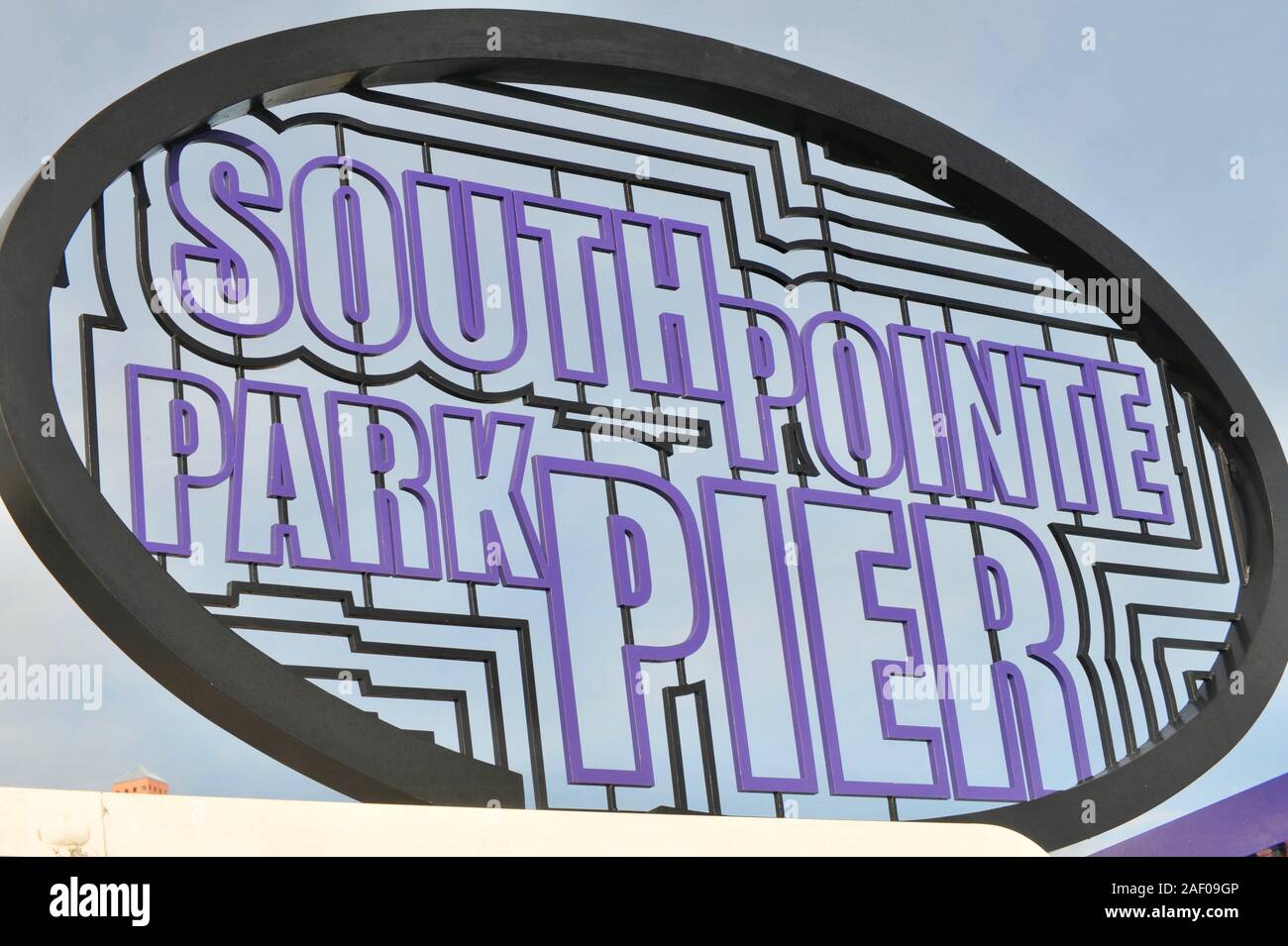 Miami beach pier hi-res stock photography and images - Alamy