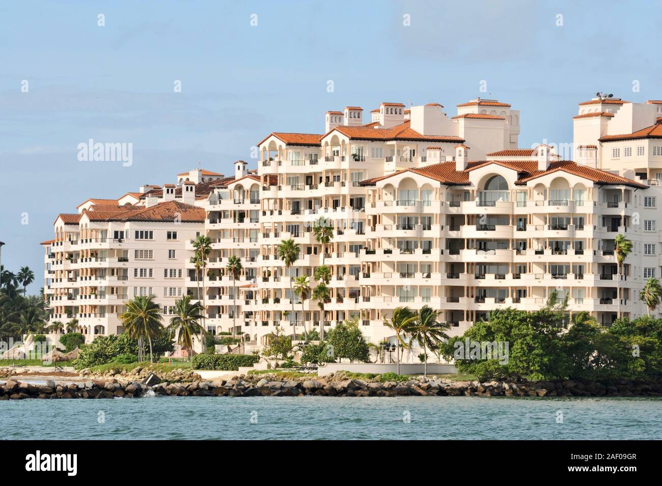 Palm beach florida high rise hi-res stock photography and images - Alamy