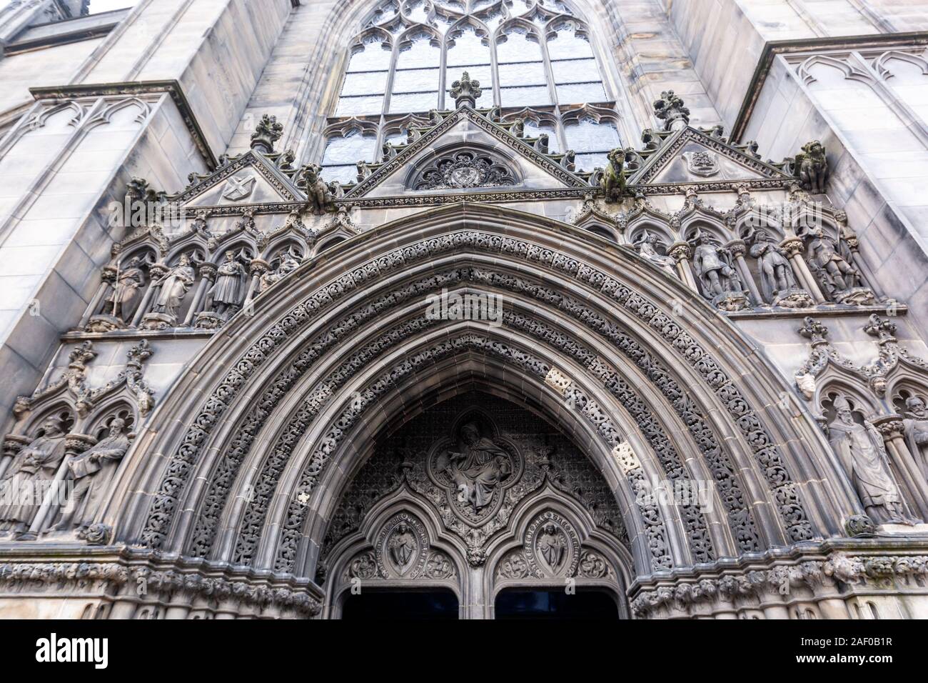 Archivolt gate hi-res stock photography and images - Alamy