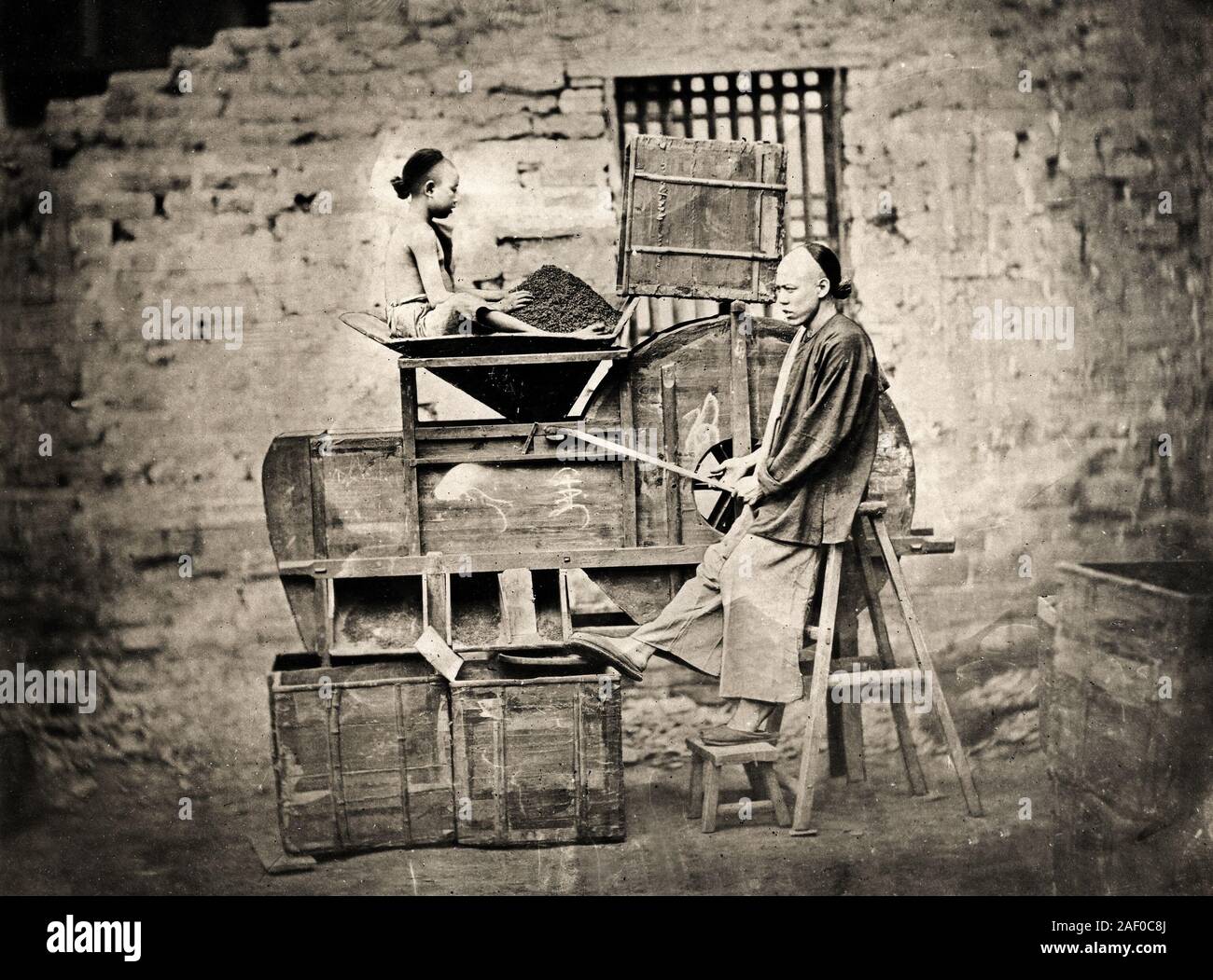 Historic bellows hi-res stock photography and images - Alamy