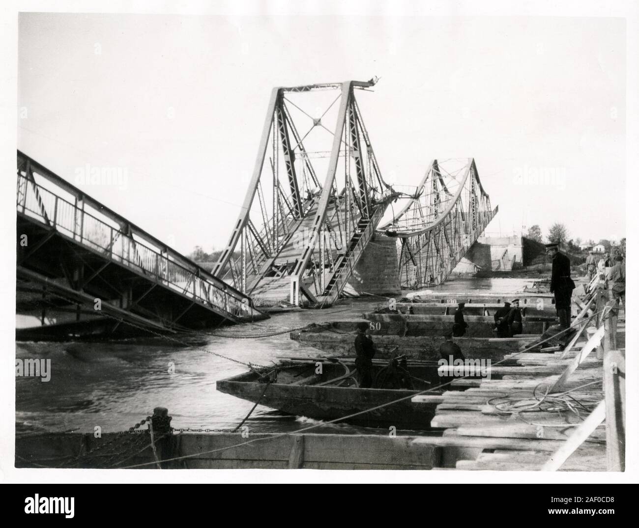19th 20th century bridge Cut Out Stock Images & Pictures - Alamy