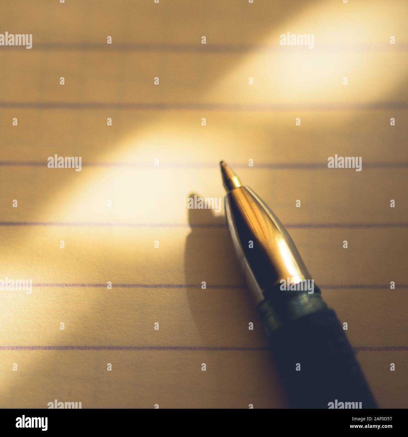 Blank photo paper hi-res stock photography and images - Alamy
