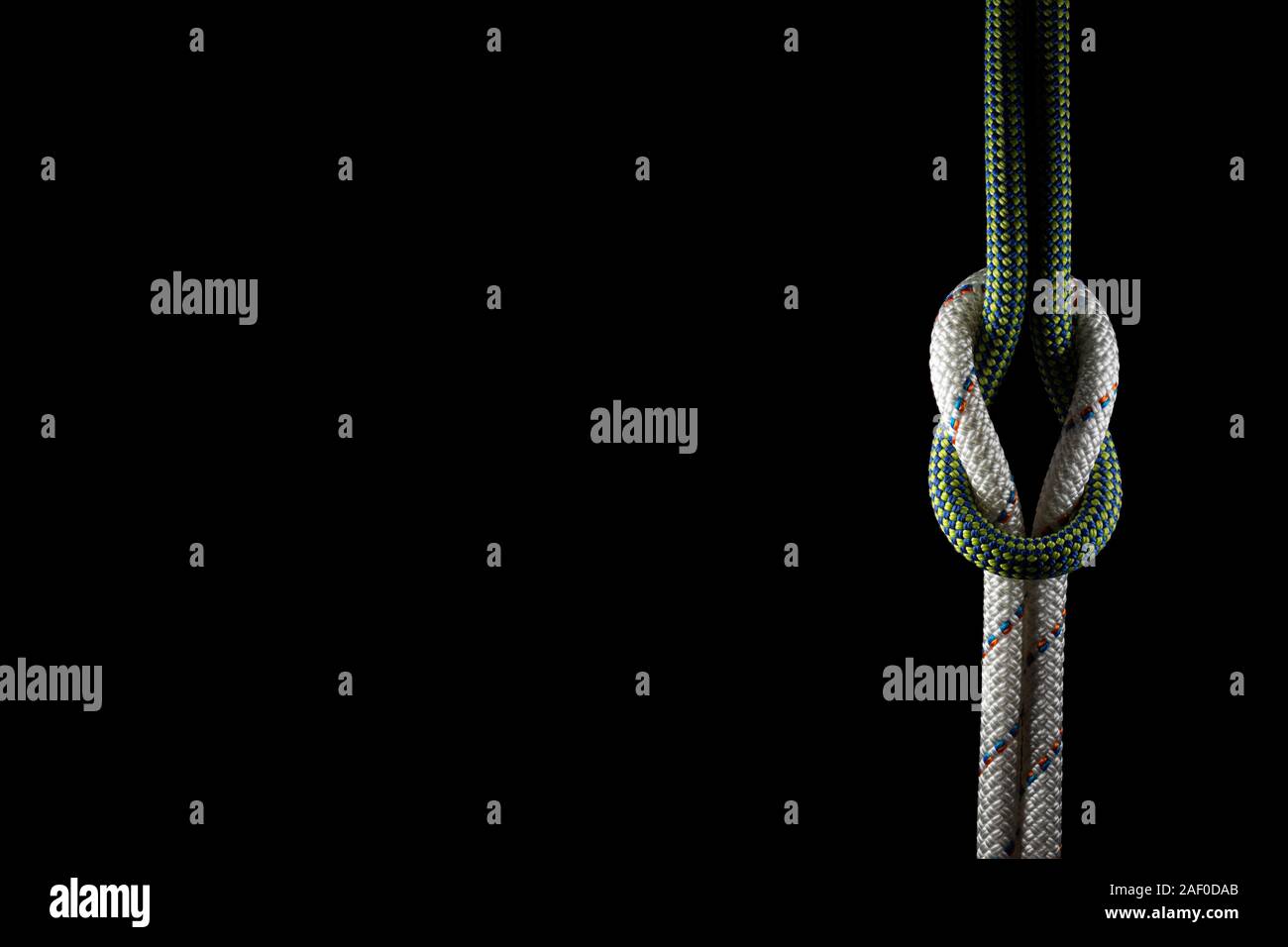 Rope cross hi-res stock photography and images - Alamy