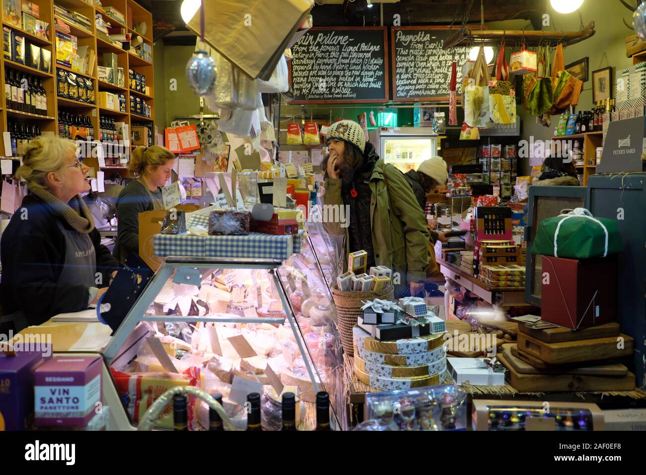Delicatessen uk hi-res stock photography and images - Alamy