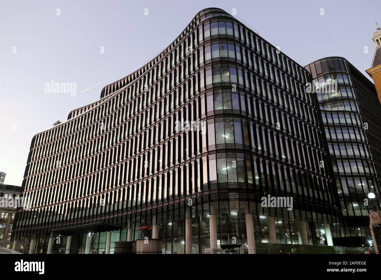 100 liverpool street building hi-res stock photography and images - Alamy