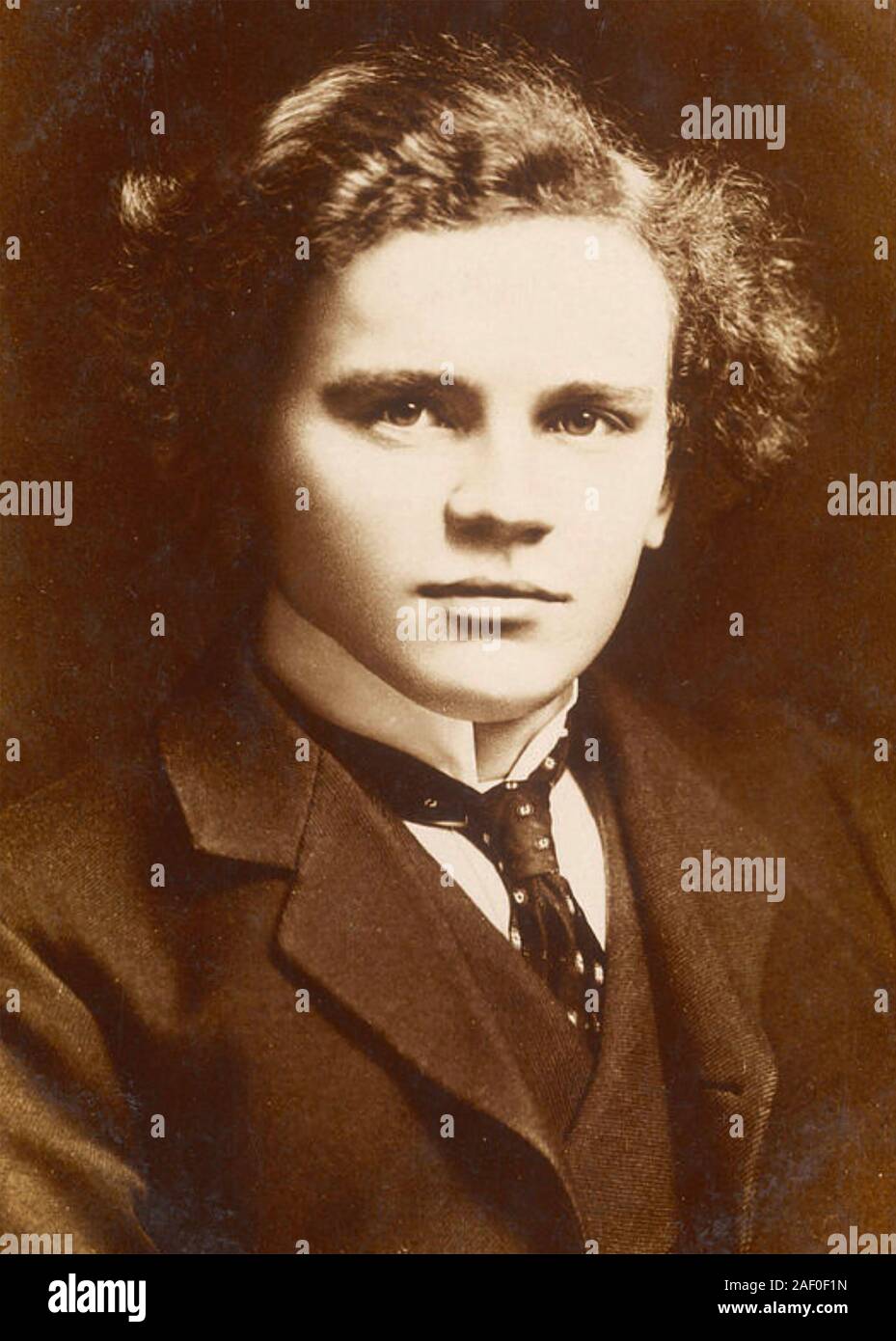WILHELM BACKHAUS (1884-1969) German pianist about 1905 Stock Photo - Alamy