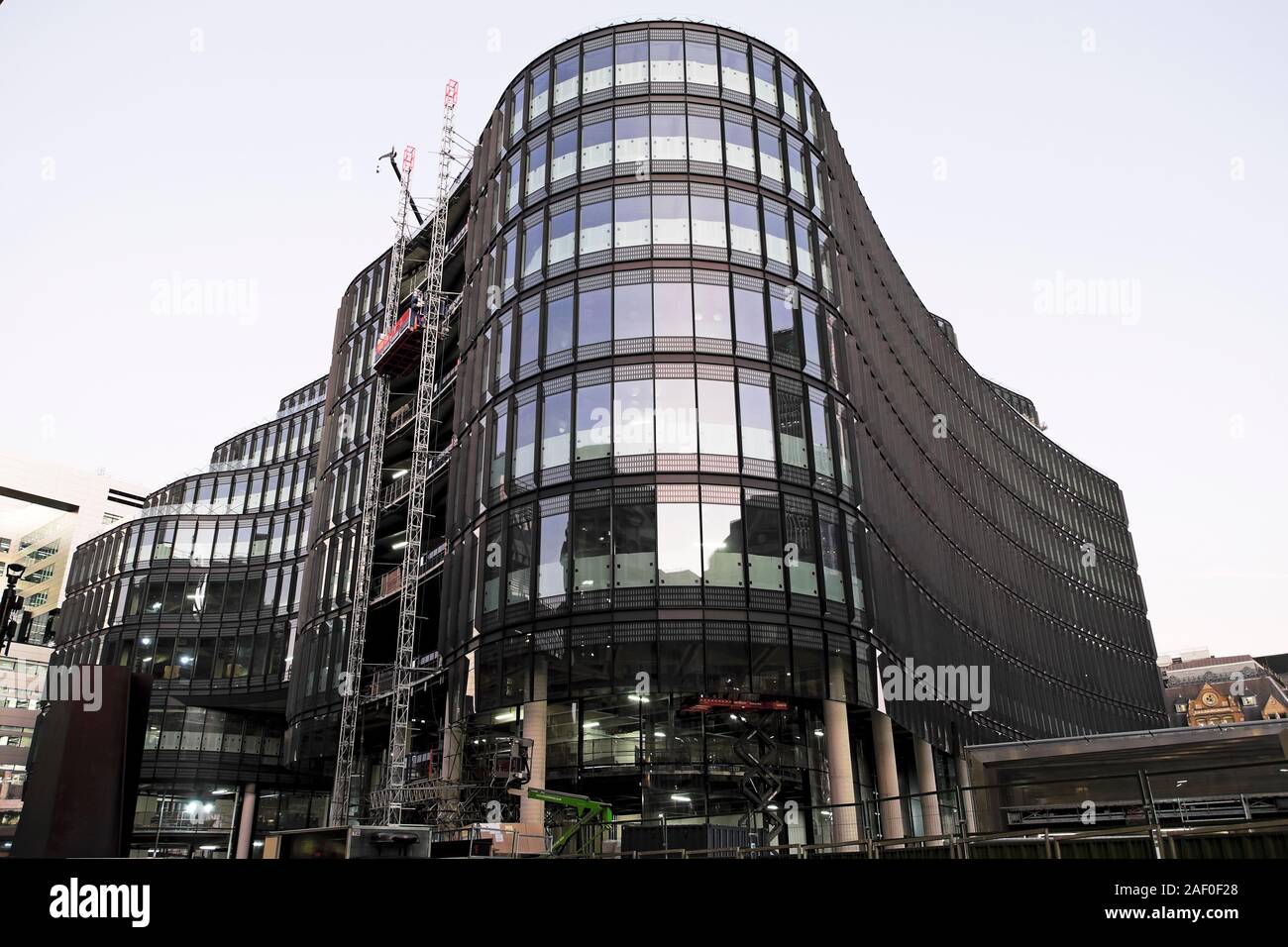 100 liverpool street development hi-res stock photography and images ...