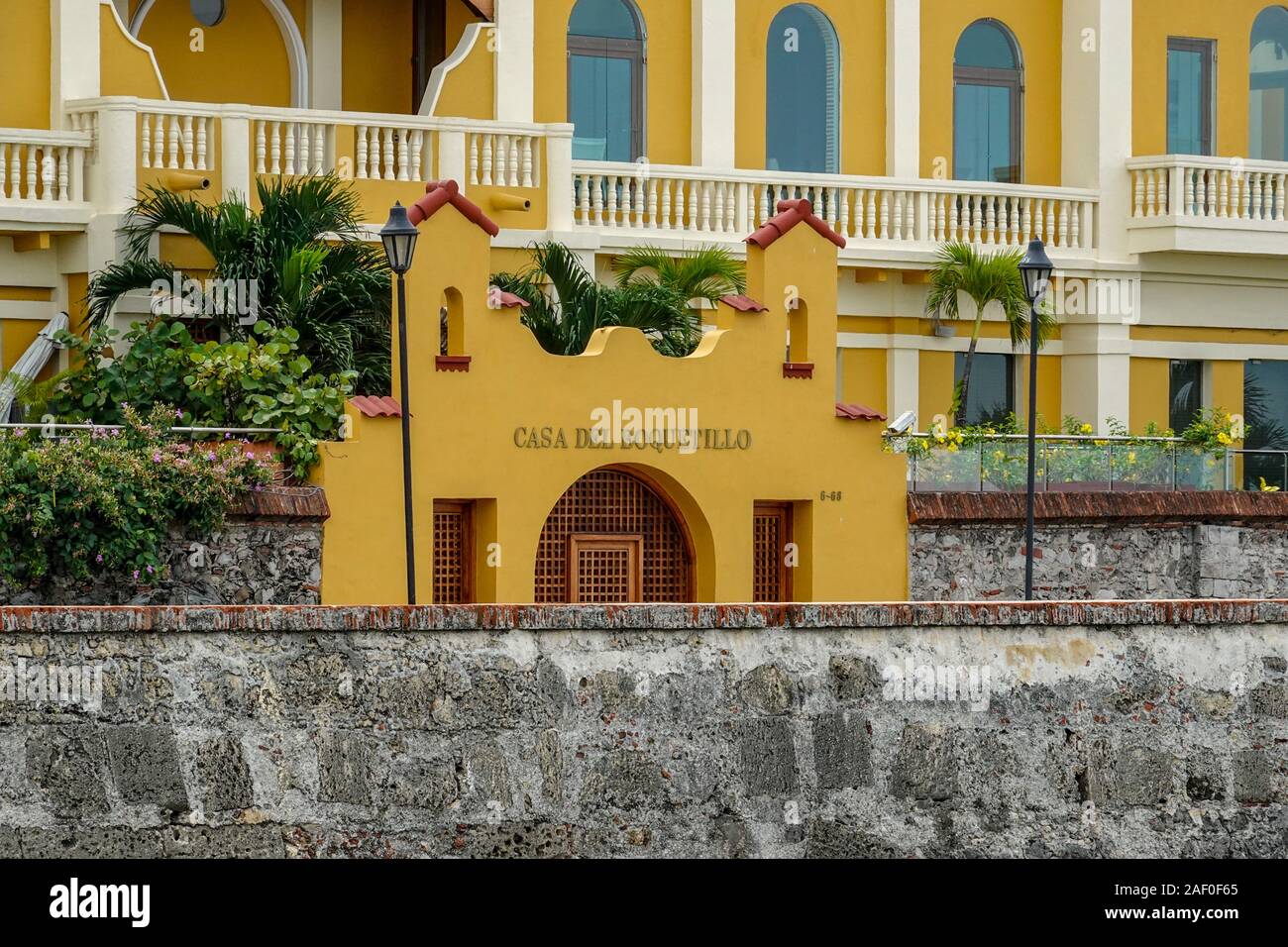 Cartagena/Columbia-11/5/19: A view of an apartment building behind the ...