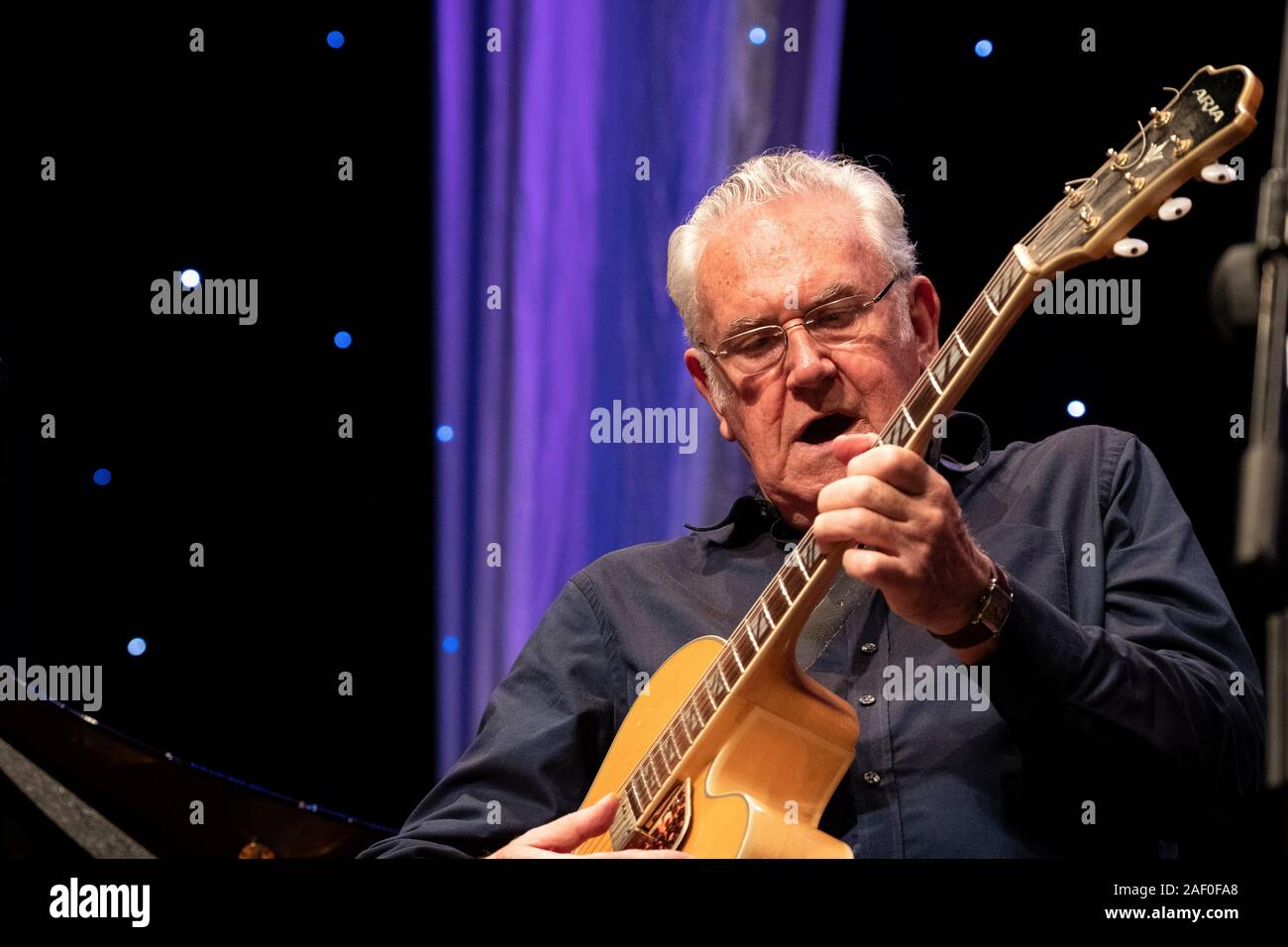 Jim mullen organ trio hi-res stock photography and images - Alamy