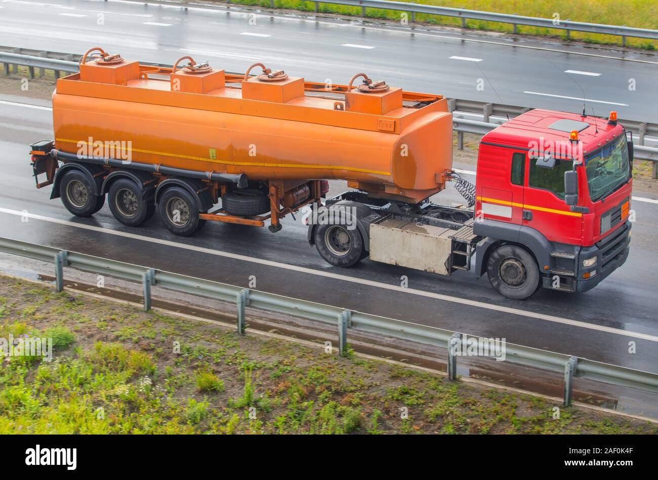 Tanker track hi-res stock photography and images - Alamy