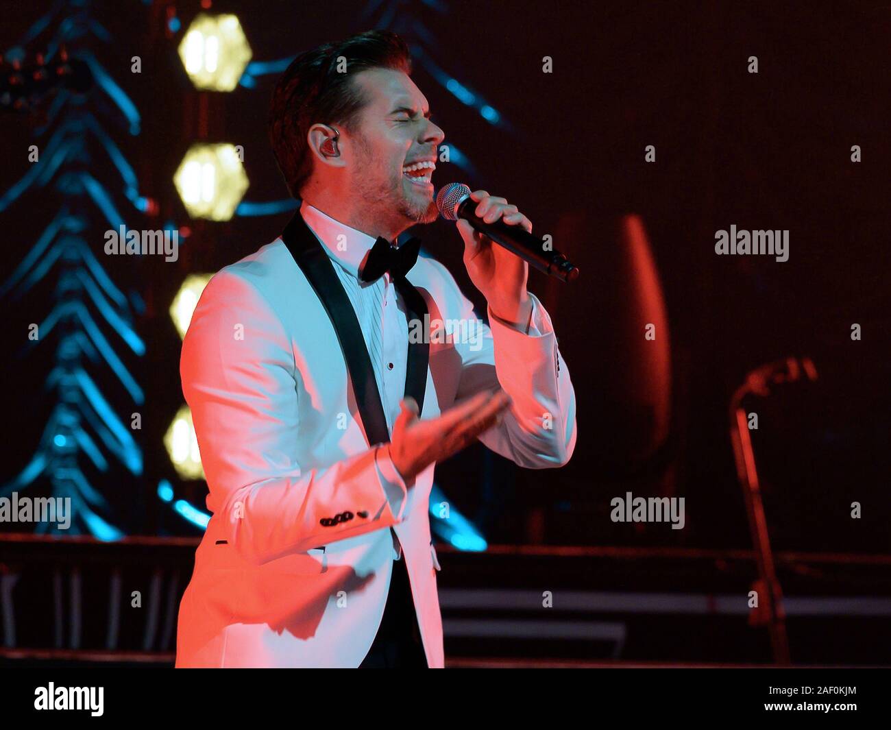 Male harmony group The Overtones live in concert at The Royal Concert ...