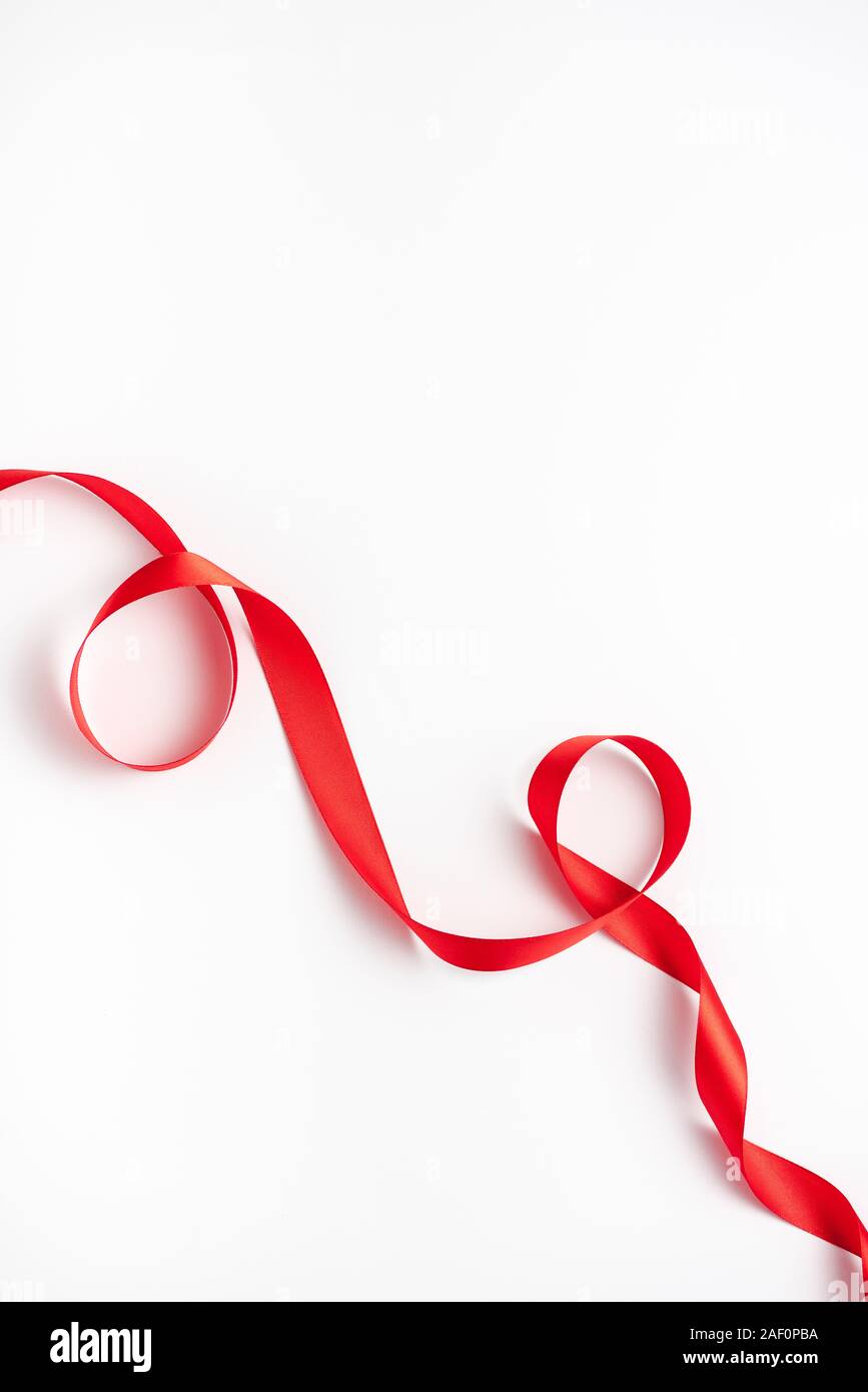 Curled ribbon hi-res stock photography and images - Alamy