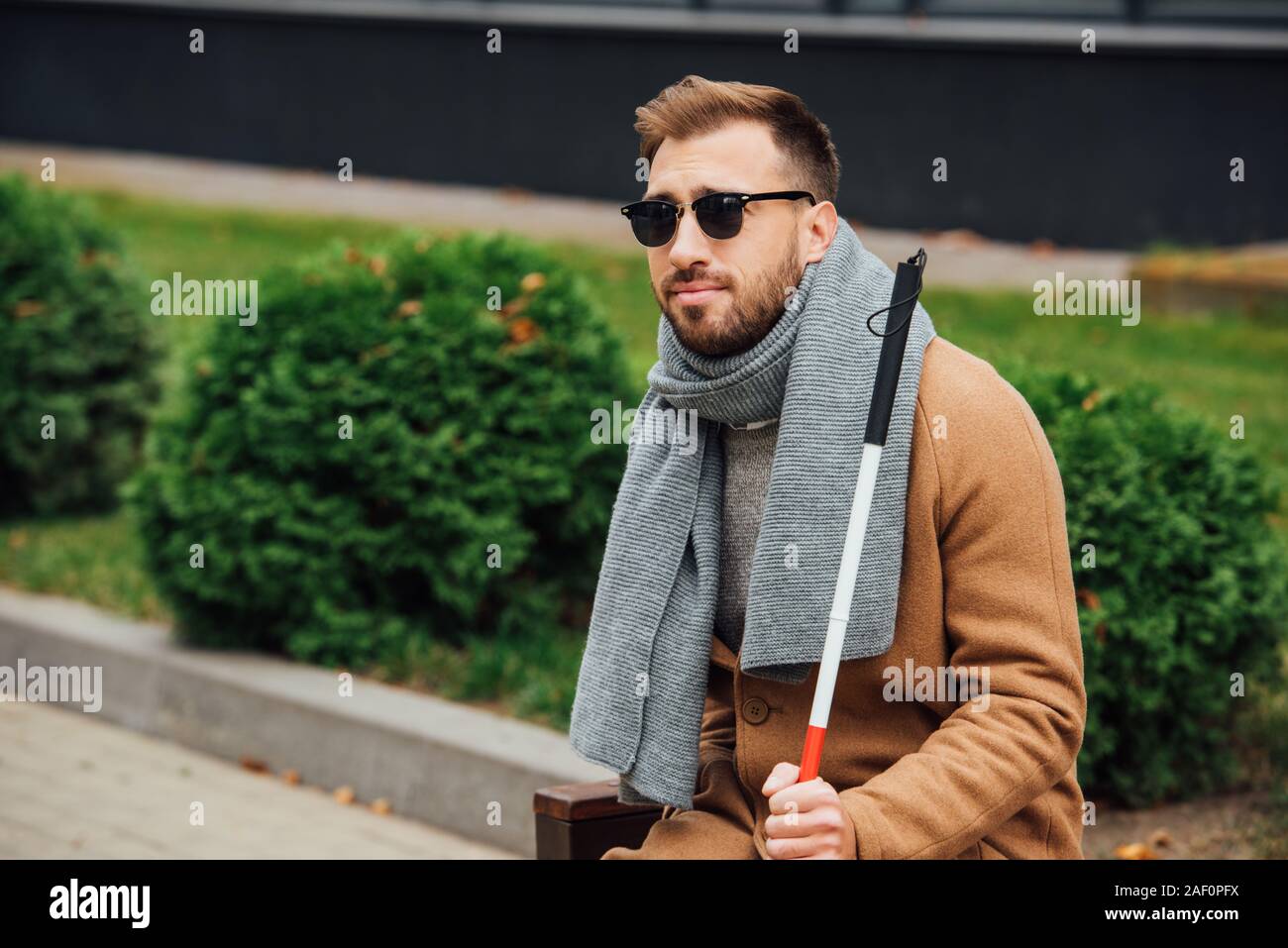 Blind man hi-res stock photography and images - Alamy