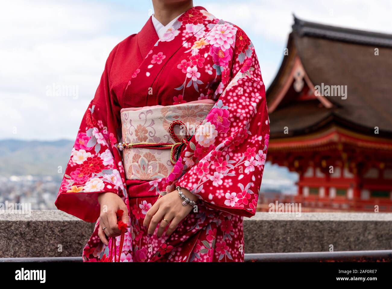 Japan Traditional Outfit High Resolution Stock Photography and Images ...